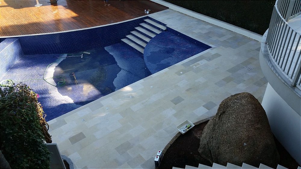 Arenito claro serrado - Casa das Pedras Decorativas