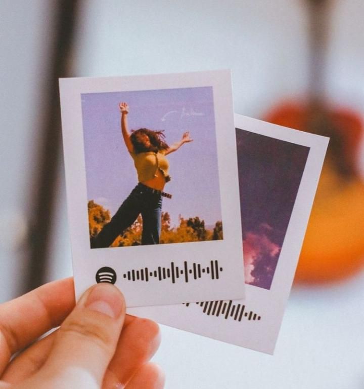 fotos polaroid musical qr code spotify - Feitos com Amor