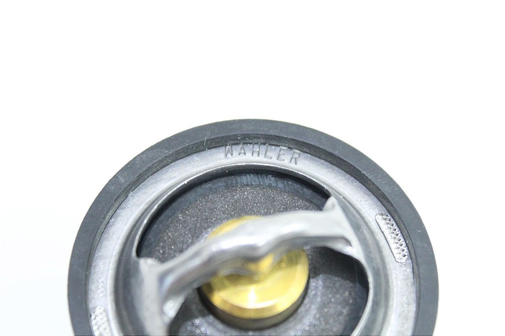 Válvula Termostatica Volvo C30 T5 S40 S60 XC60 V60 30713572, 31319608 ...