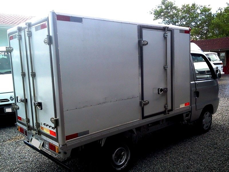 Effa Picape Baú 2011 - (Towner Júnior) - 2011 - Doni Car Veiculos