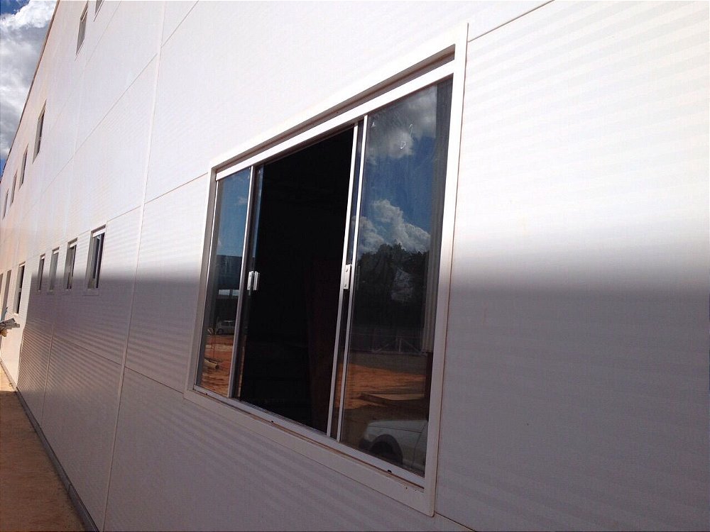 PAINEL TERMO ISOLANTE ISOPAINEL - Açopar Distribuidora Passo Fundo