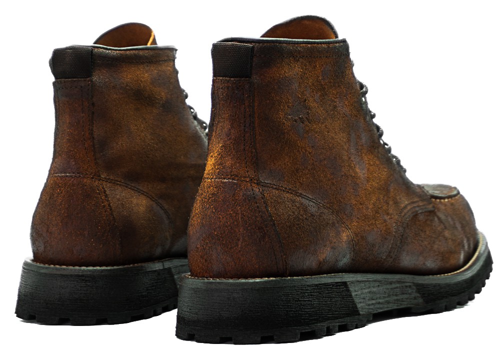 Bota Masculina Moc Toe Cano Médio Couro Camurça | Barcelona Design ...