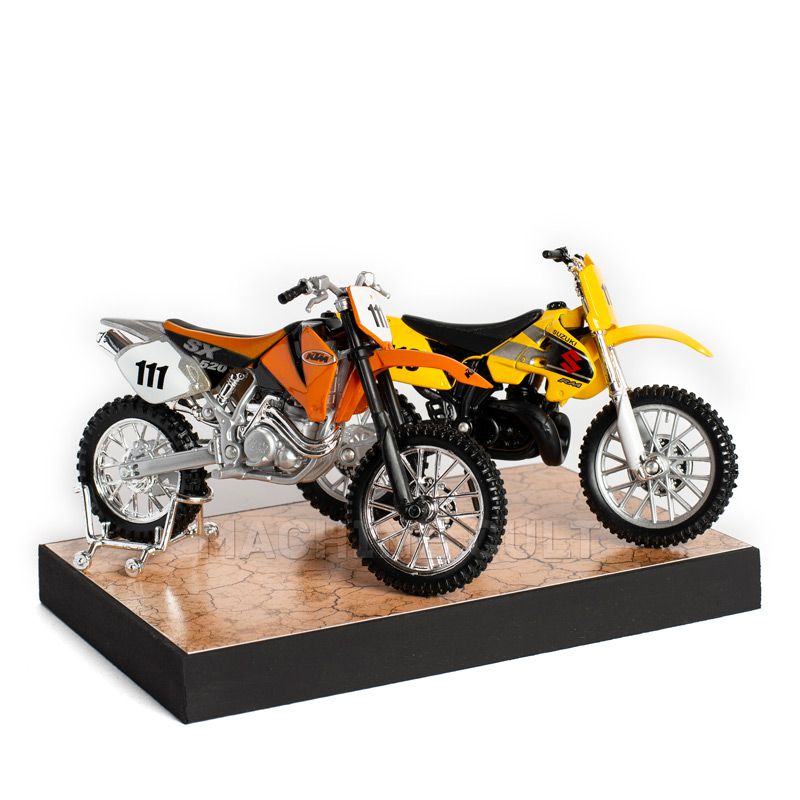 Base Miniatura Moto de Trilha e Motocross - escala 1:18 - Machine Cult ...