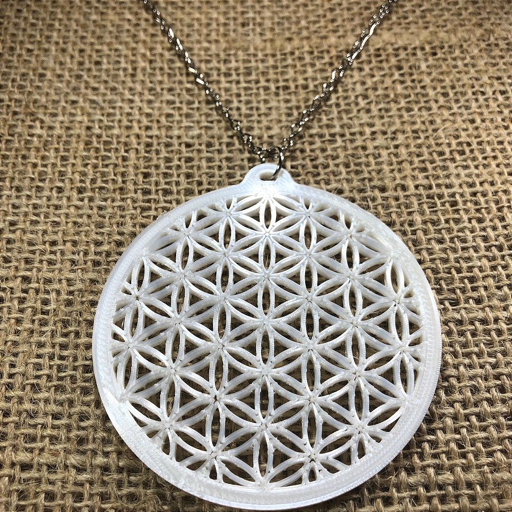 MEDALHÃO FLOR DA VIDA - Conectah Biju - Acessórios Esotéricos