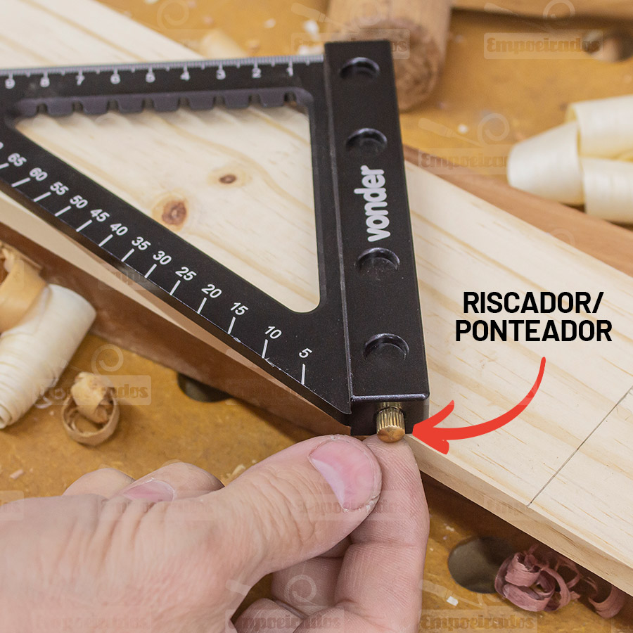 Esquadro Triangular para Carpintaria 120mm – Praticidade e Precisão ...