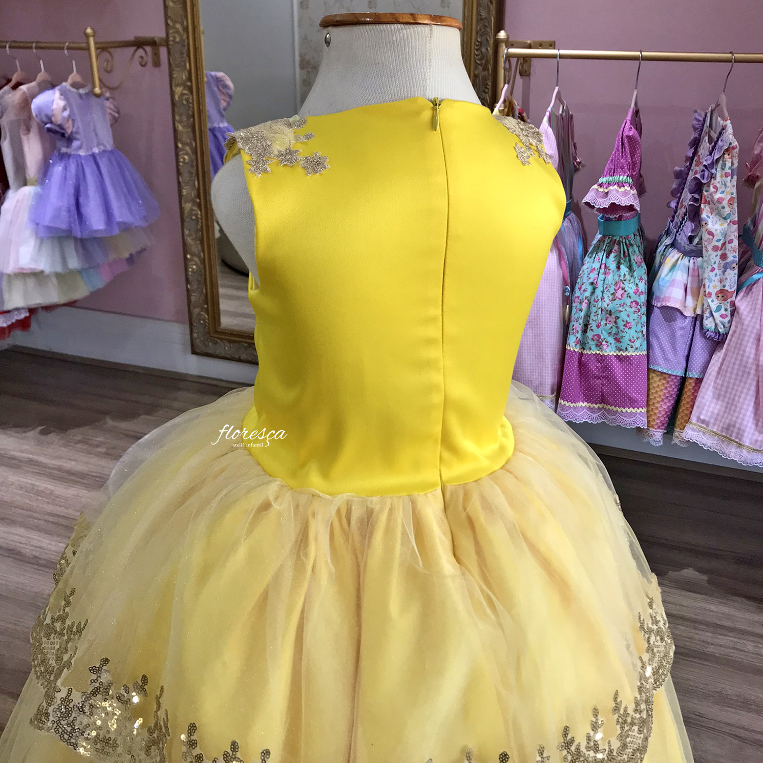 Vestido Infantil Princesa Bela Filme | Floresça Ateliê - Floresça ...
