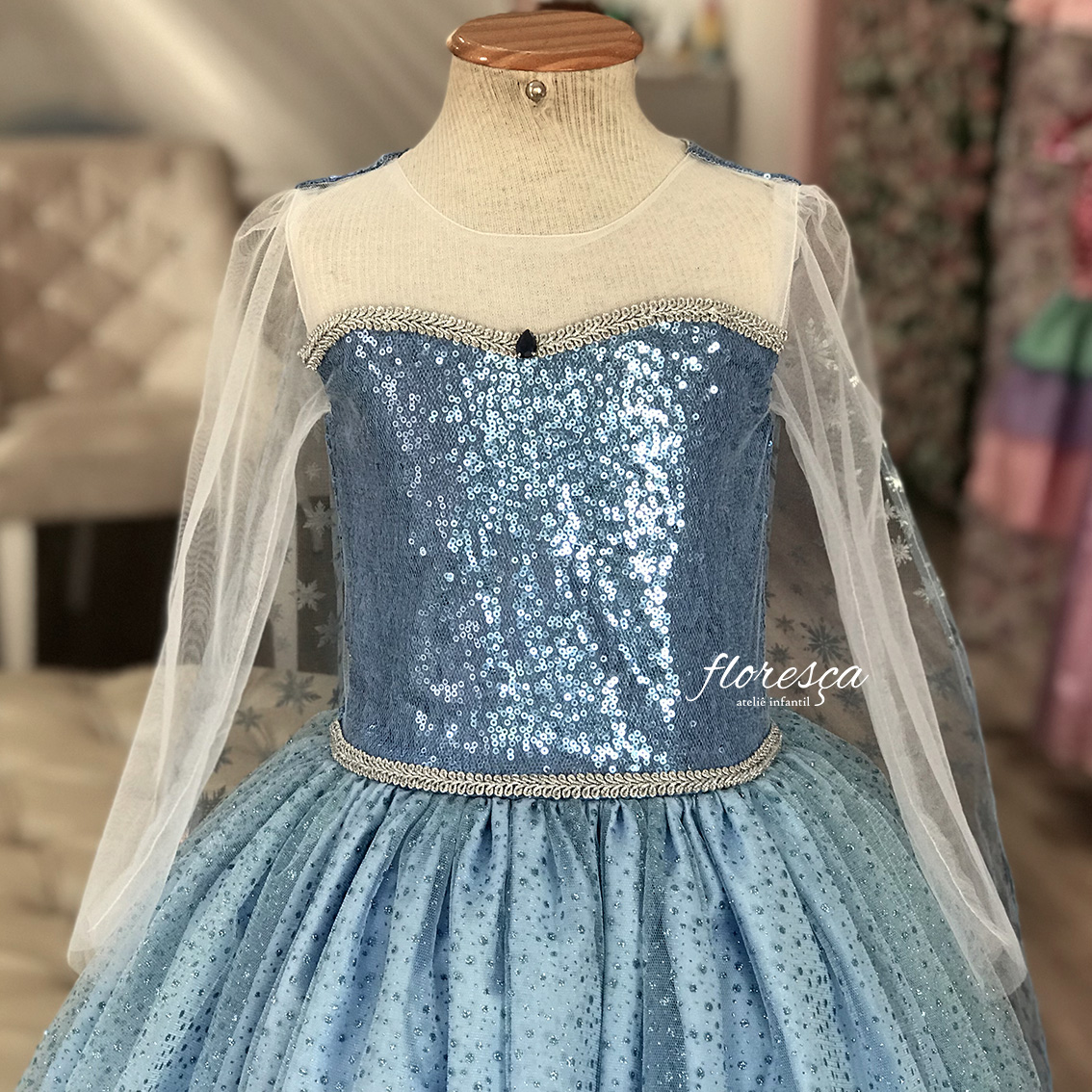 Vestido Infantil Princesa Elsa - Frozen | Floresça Ateliê - Floresça ...