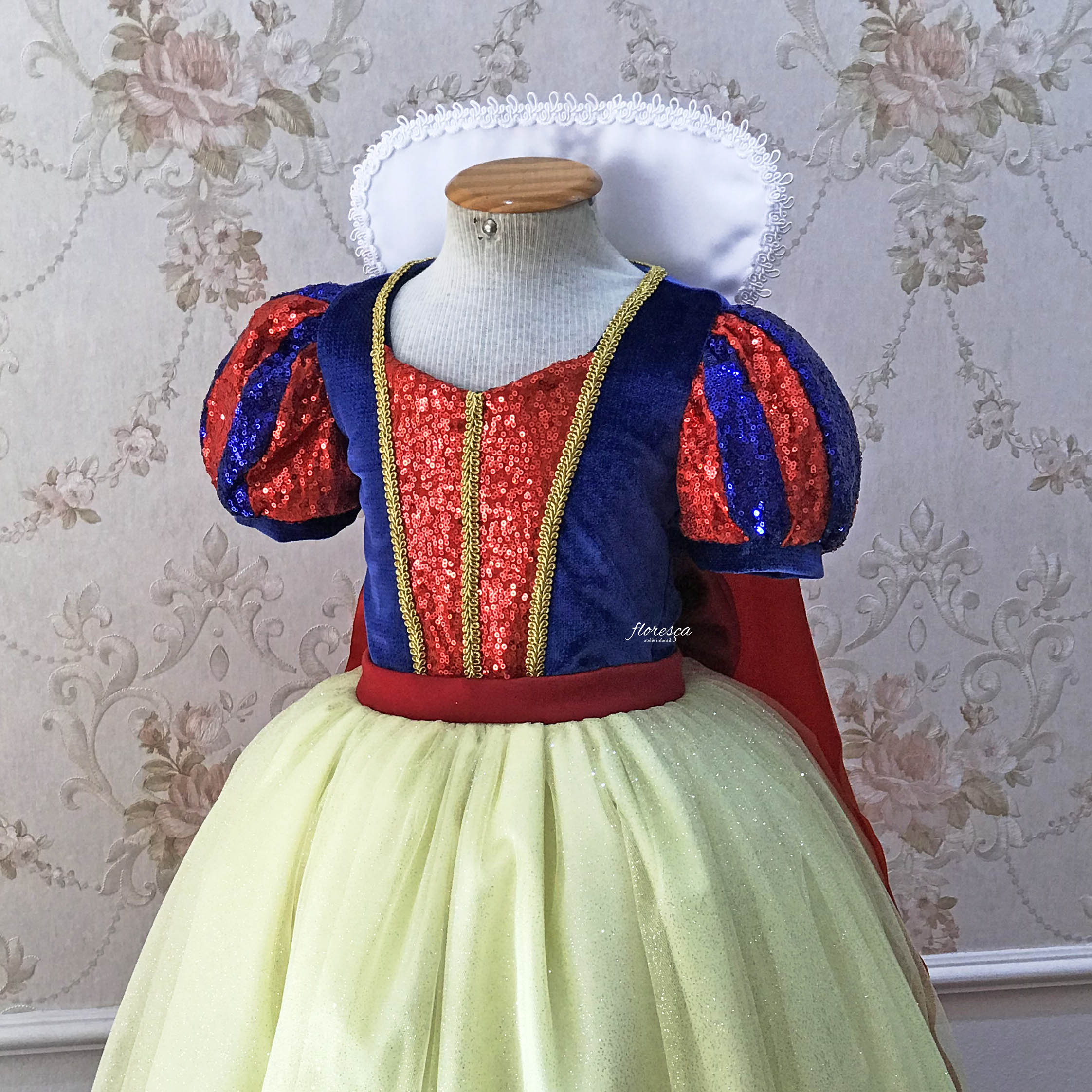 Vestido Infantil Princesa Branca de Neve | Floresça Ateliê - Floresça ...