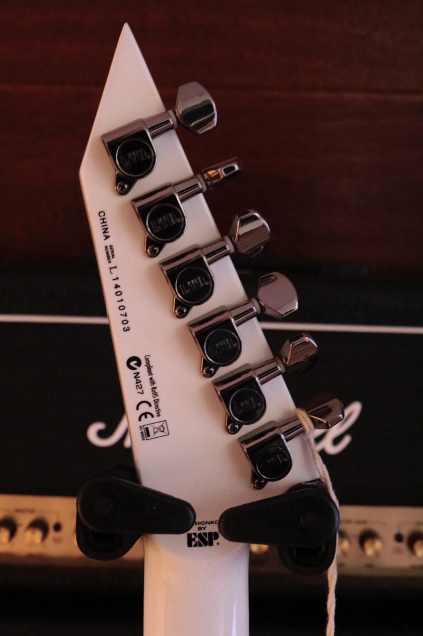 GUITARRA ESP LTD EXPLORER MAX 200 - OUTLET - MAX CAVALERA - Crunch Music