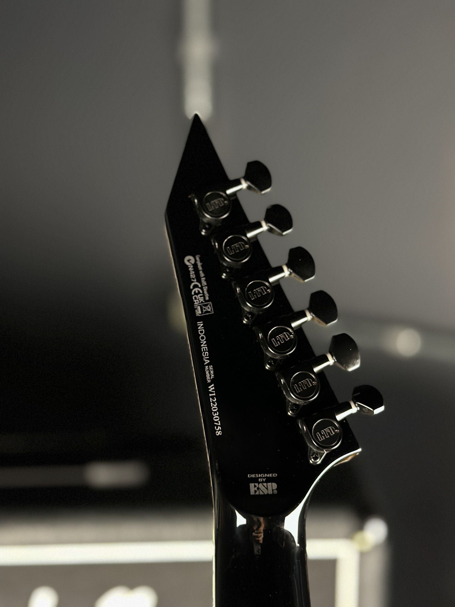 Guitarra Esp Ltd Ex-200 Lex200blk - Black - Explorer - Humbucker ...