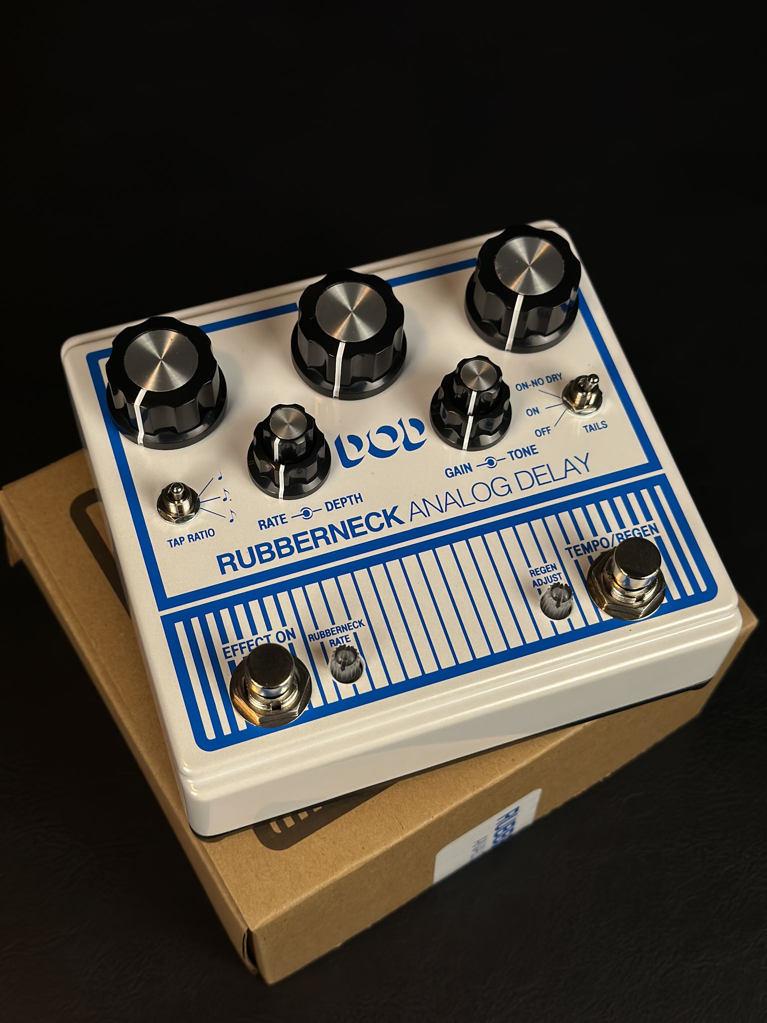 PEDAL DE EFEITO PARA GUITARRA - DOD - RUBBERNECK (SEM FONTE) - Crunch Music
