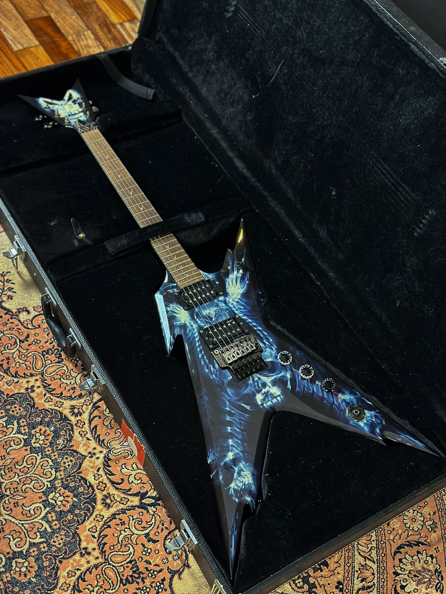 GUITARRA DEAN XRAY - DIMEBAG SERIES - COM CASE - Crunch Music