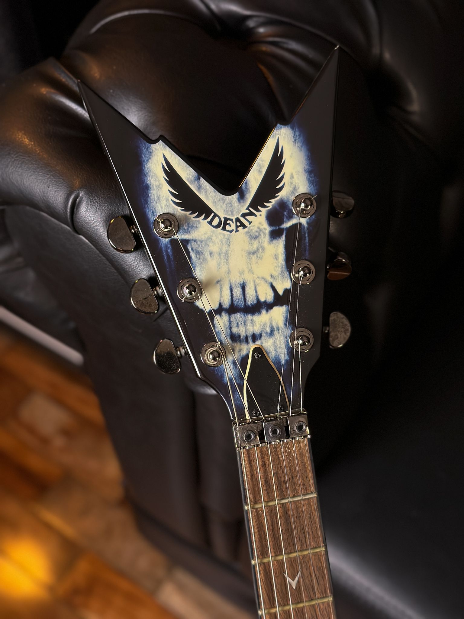 GUITARRA DEAN XRAY - DIMEBAG SERIES - COM CASE - Crunch Music