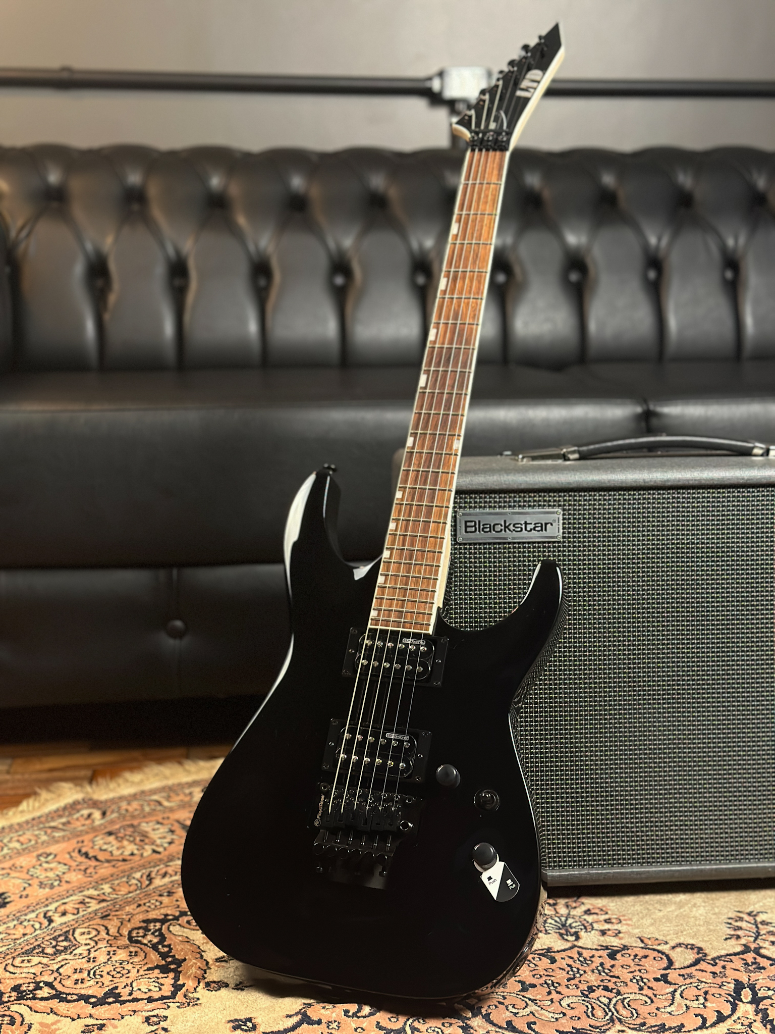 GUITARRA ESP LTD MH-200 LMH200BLK - BLACK - HUMBUCKER - TREMOLO ...