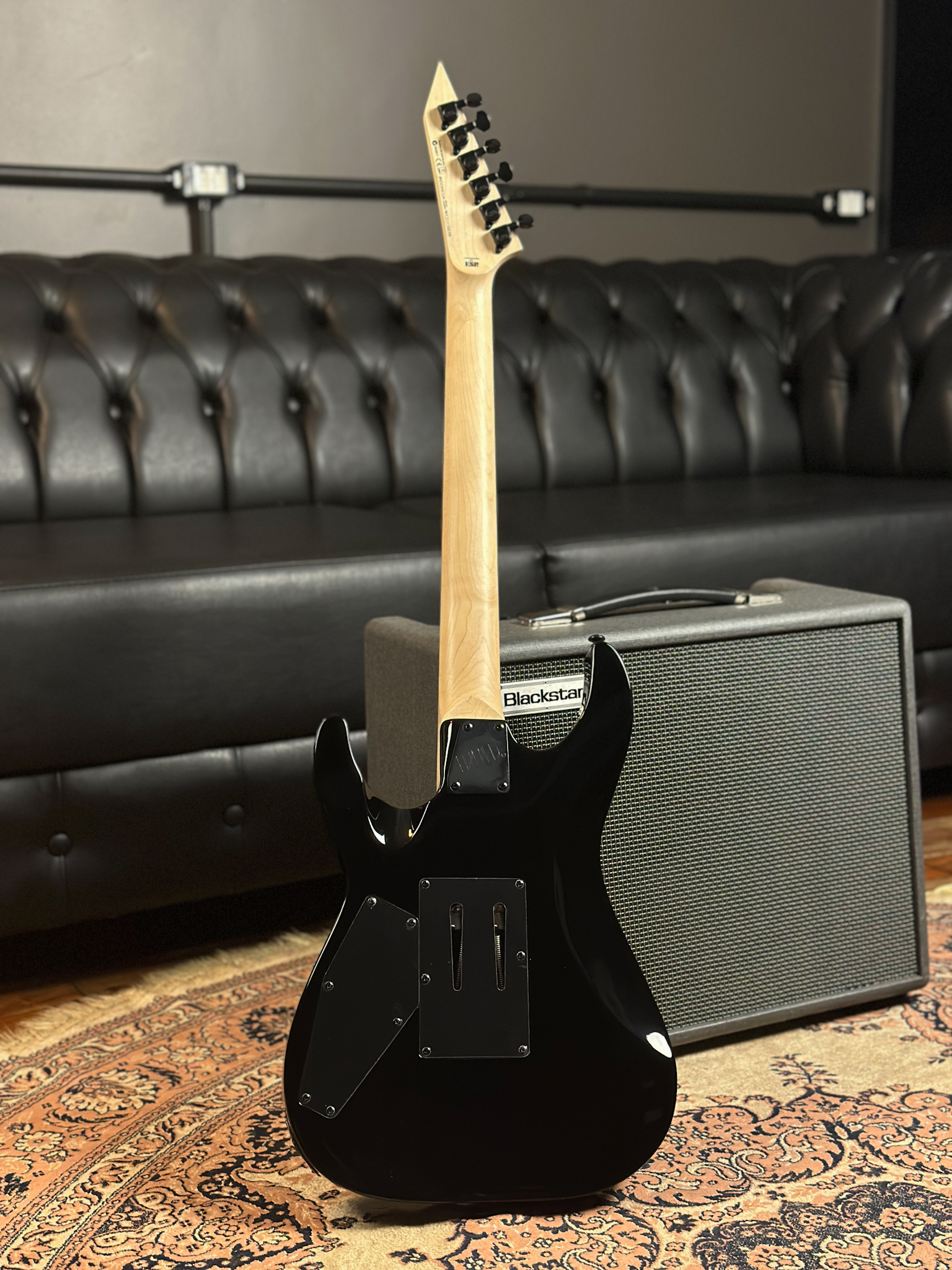 GUITARRA ESP LTD MH-200 LMH200BLK - BLACK - HUMBUCKER - TREMOLO ...