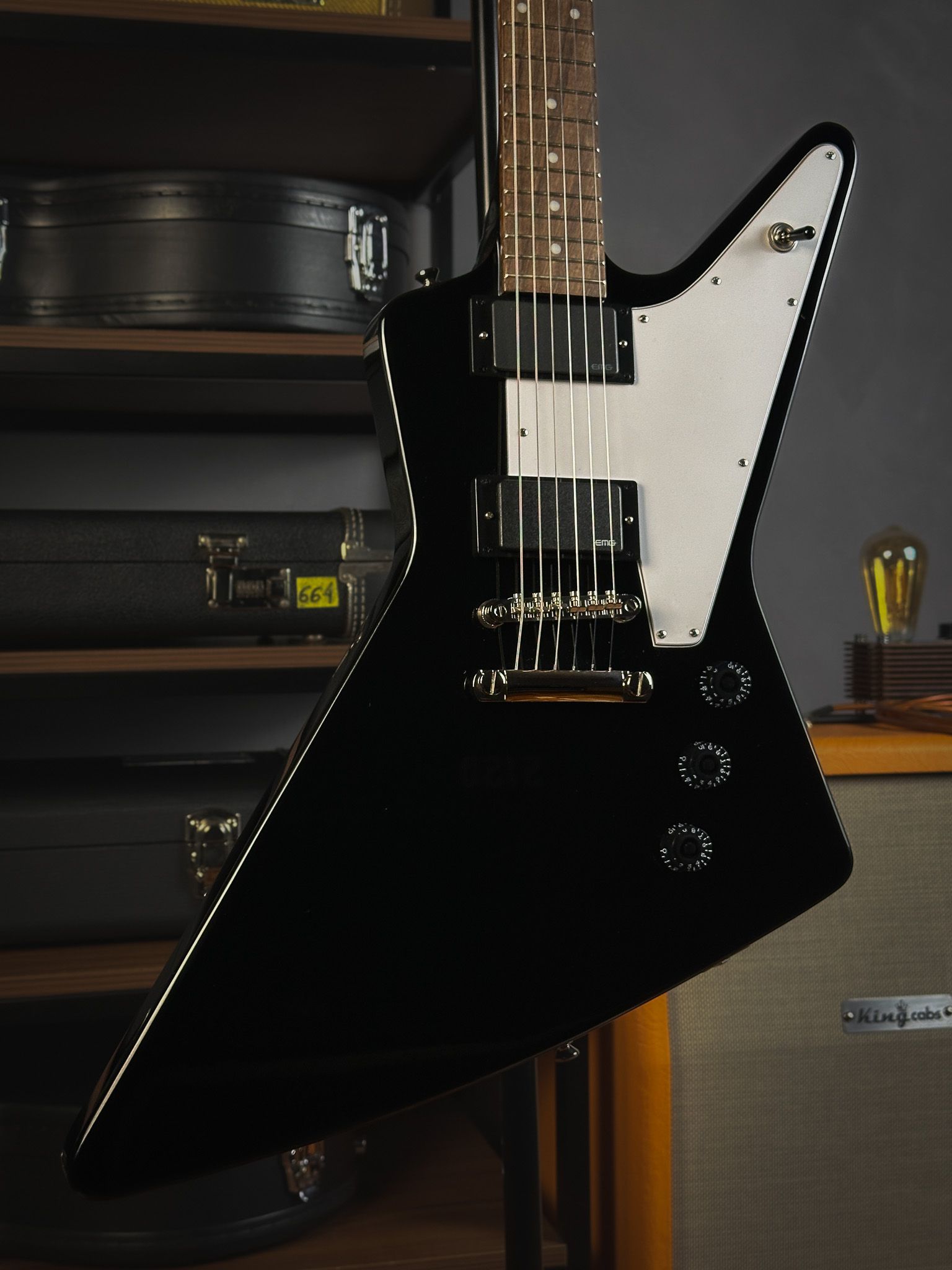 Guitarra Epiphone Explorer - Black - Emg 81- 60 - Upgrade - Crunch Music