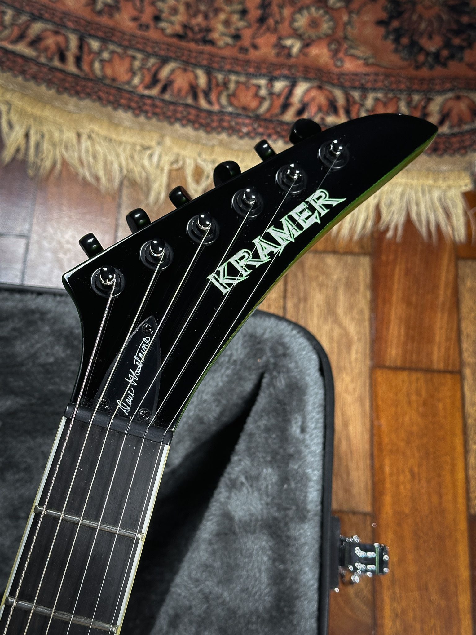 Guit. Kramer Dave Mustaine Rust in Peace Alien Tech Green - Humbucker ...