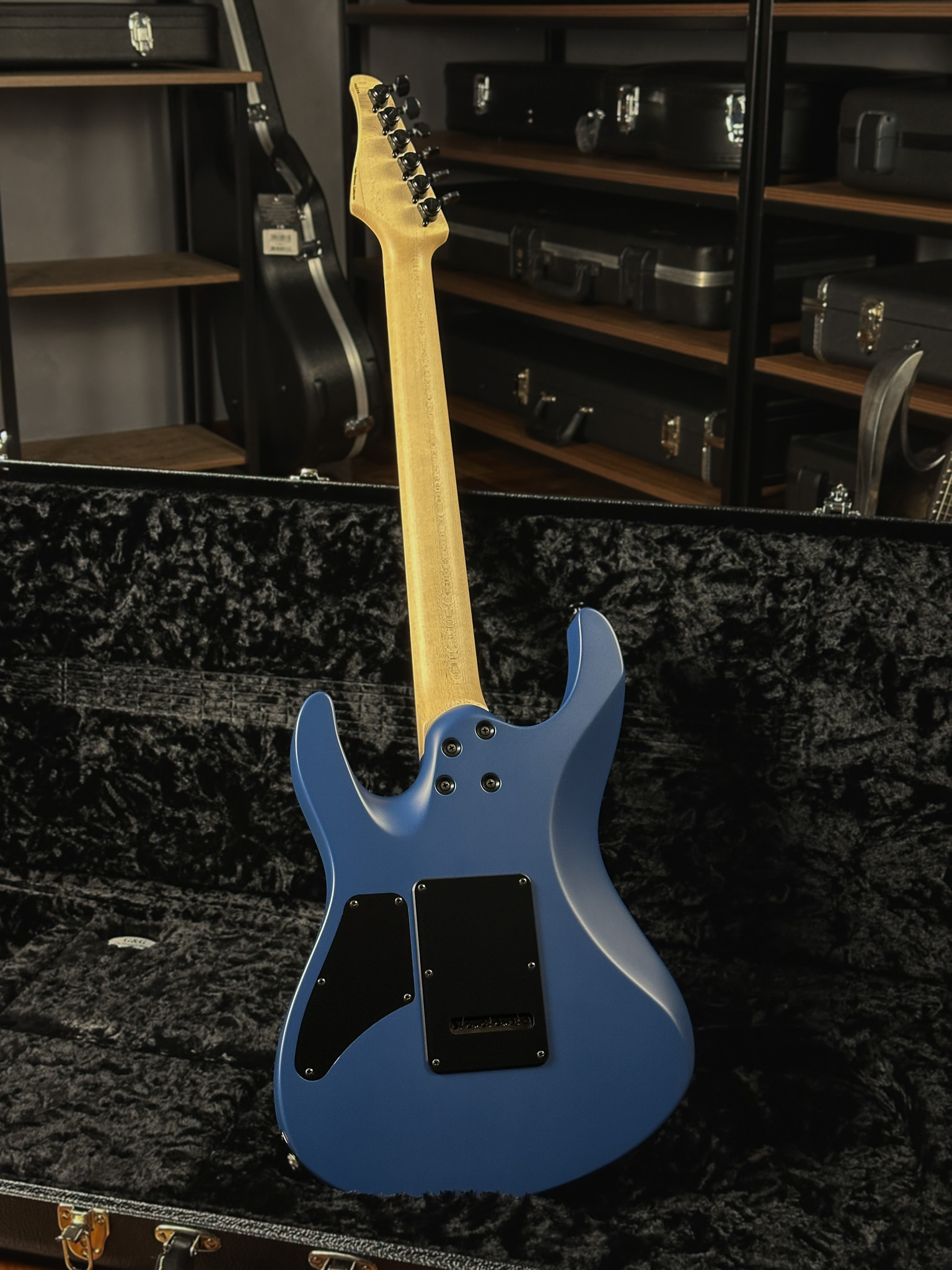 Guitarra Suhr Modern Limited Edition Terra Blue - Crunch Music
