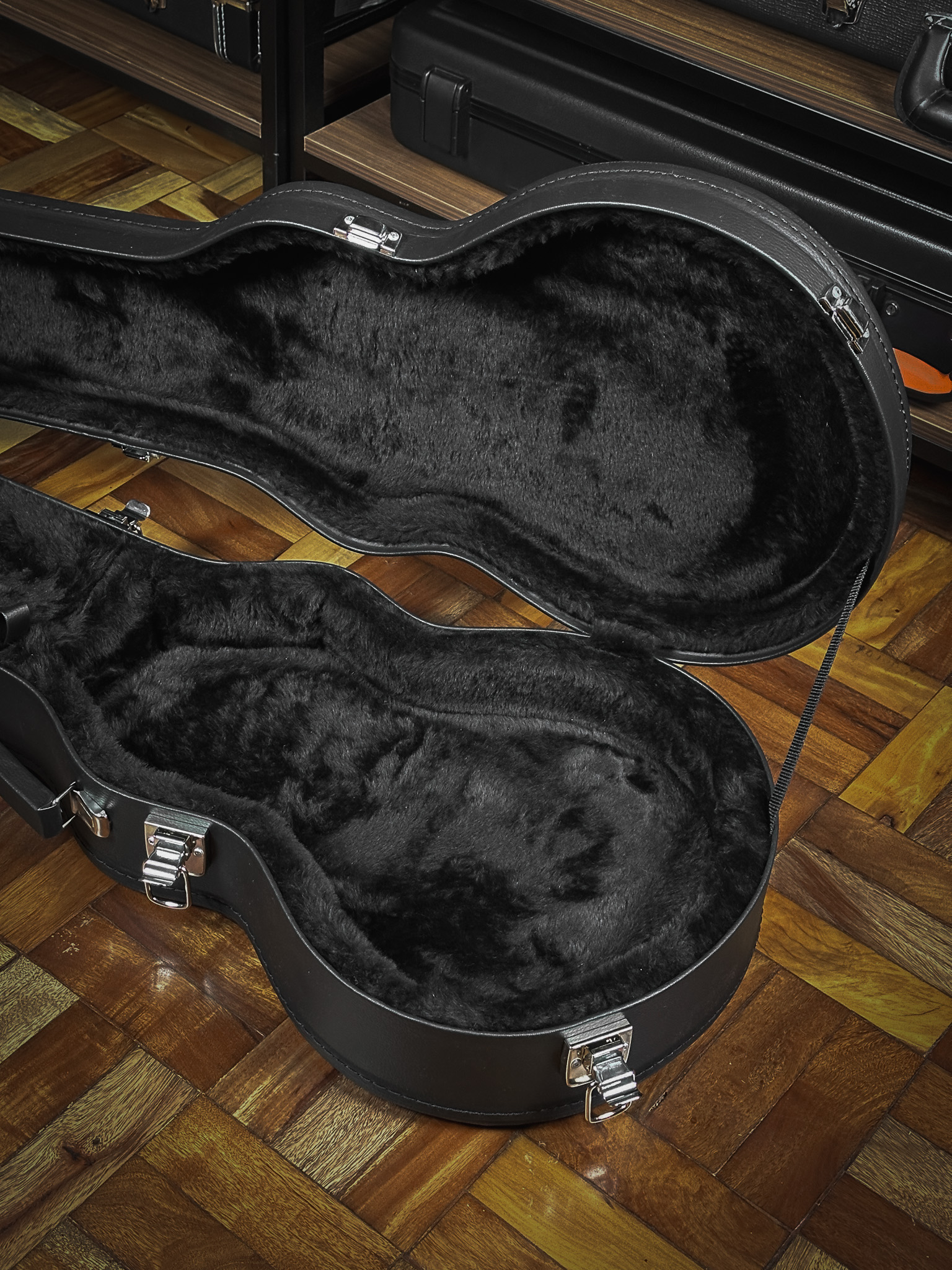 HARDCASE UP CASES PARA GUITARRA LES PAUL - Crunch Music