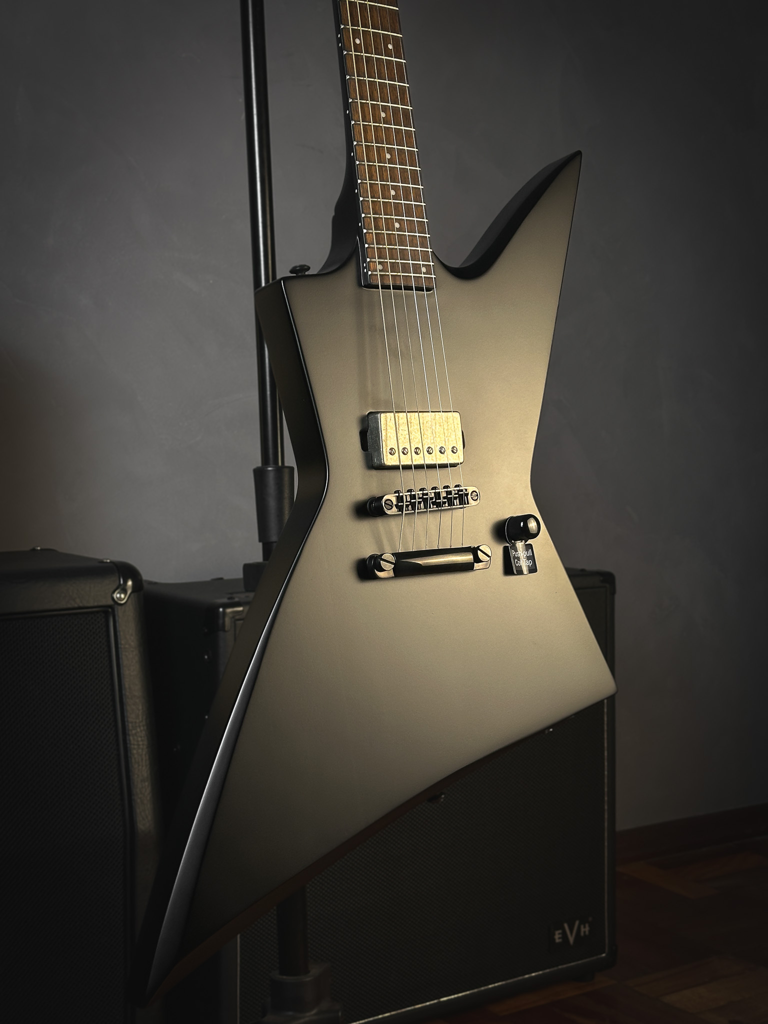 GUITARRA ESP LTD EX-201 - BLACK SATIN - HUMBUCKER - PUSH PULL - Crunch ...