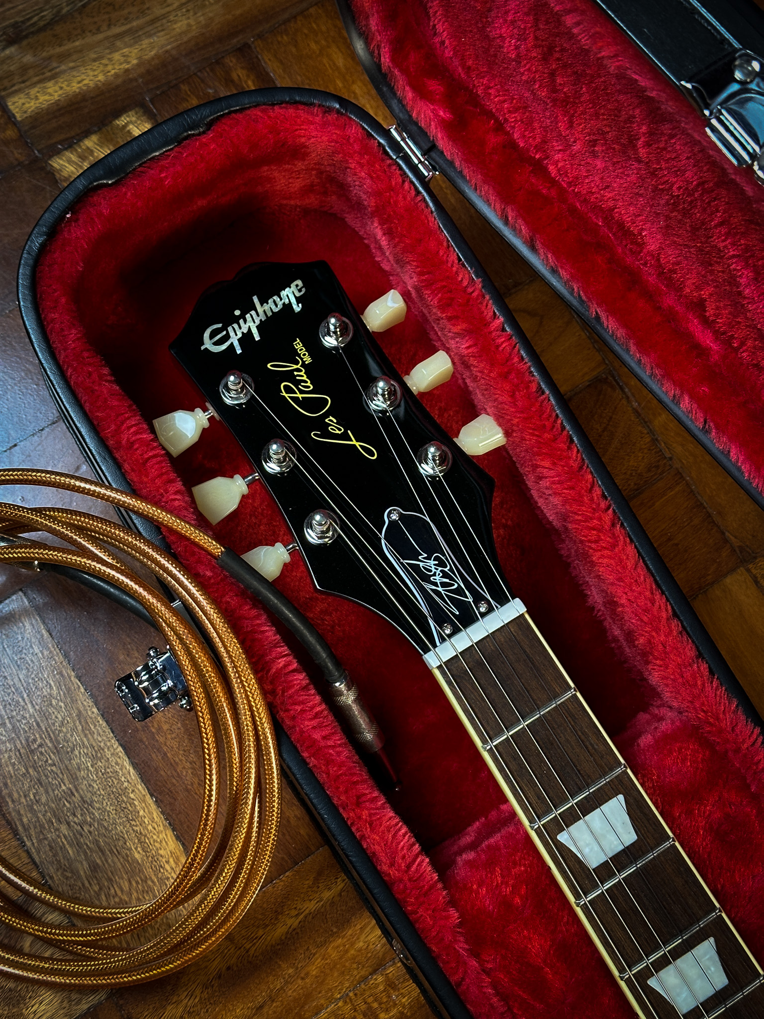 GUITARRA EPIPHONE LP STANDARD SLASH CASE - VERMILLION BURST - Crunch Music