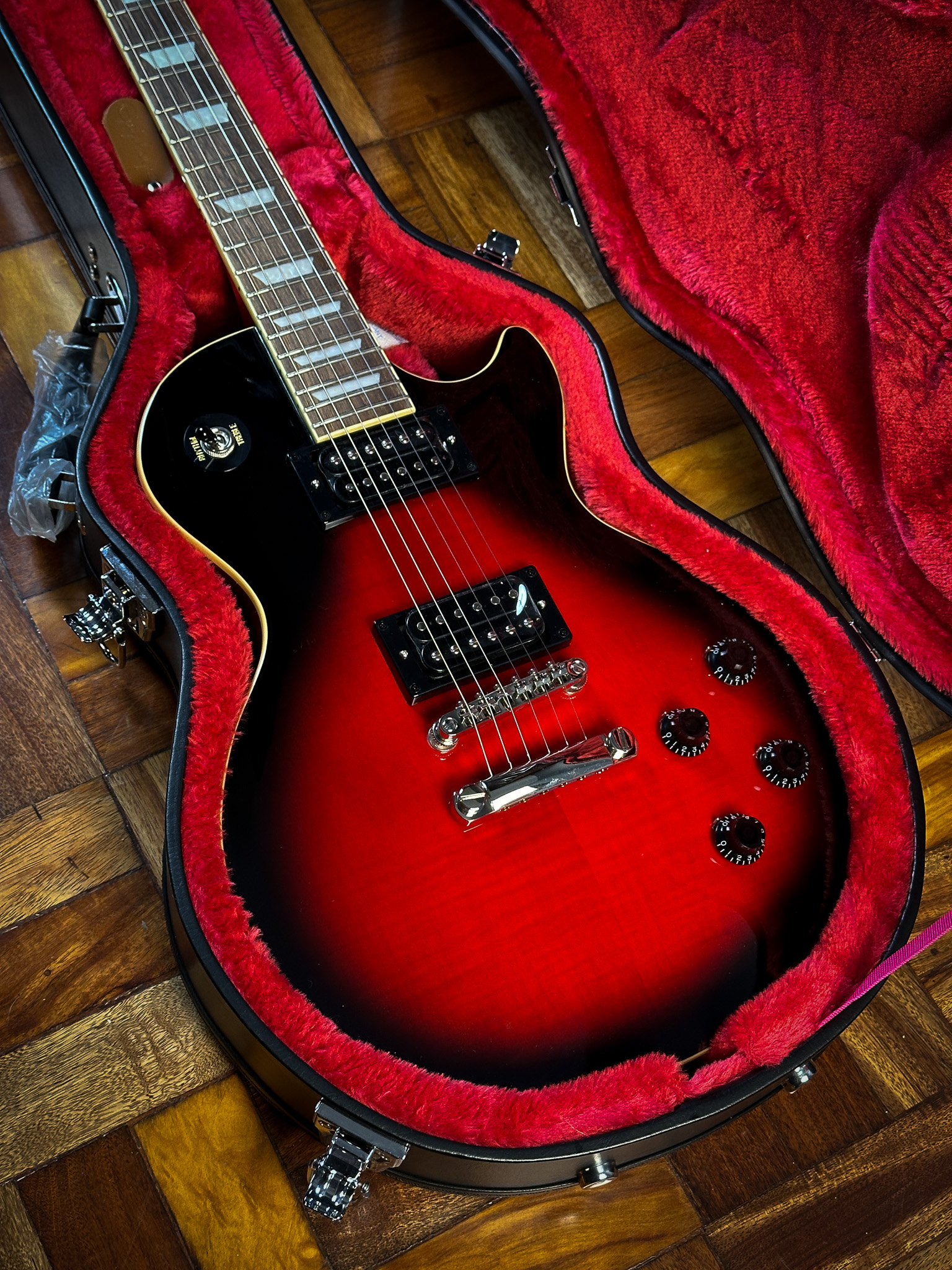 GUITARRA EPIPHONE LP STANDARD SLASH CASE - VERMILLION BURST - Crunch Music