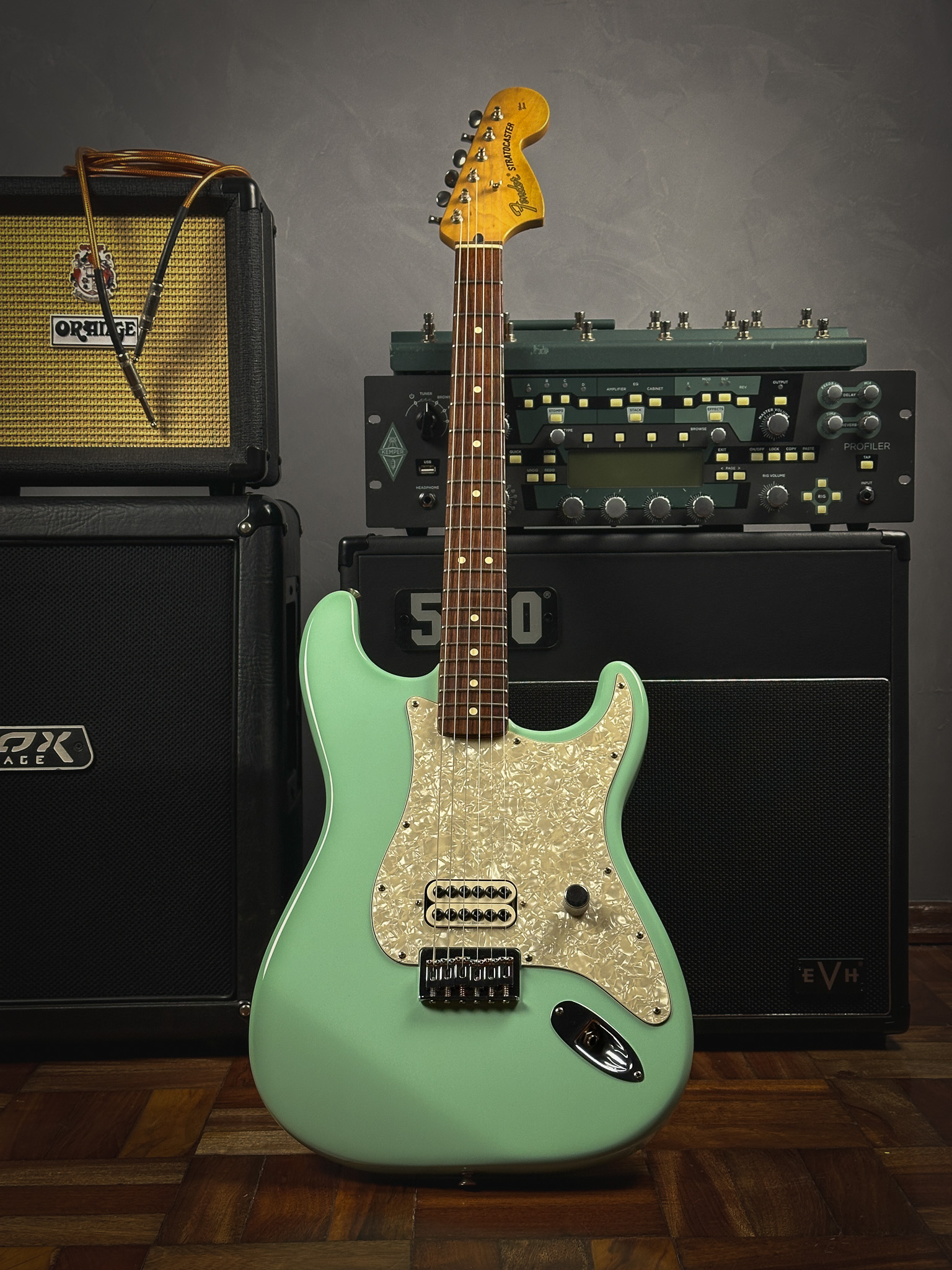 GUITARRA TOM DELONGE SURF GREEN - USADA - HUMBUCKER - PONTE FIXA ...