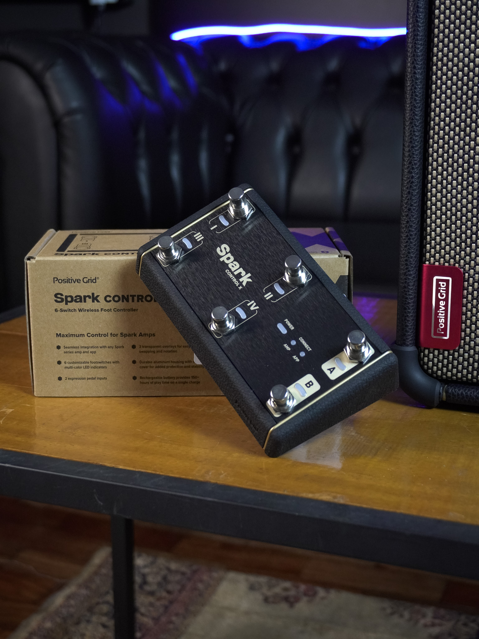Amplificador Positive Spark Live Blk + Foot Spark Control X - Crunch Music