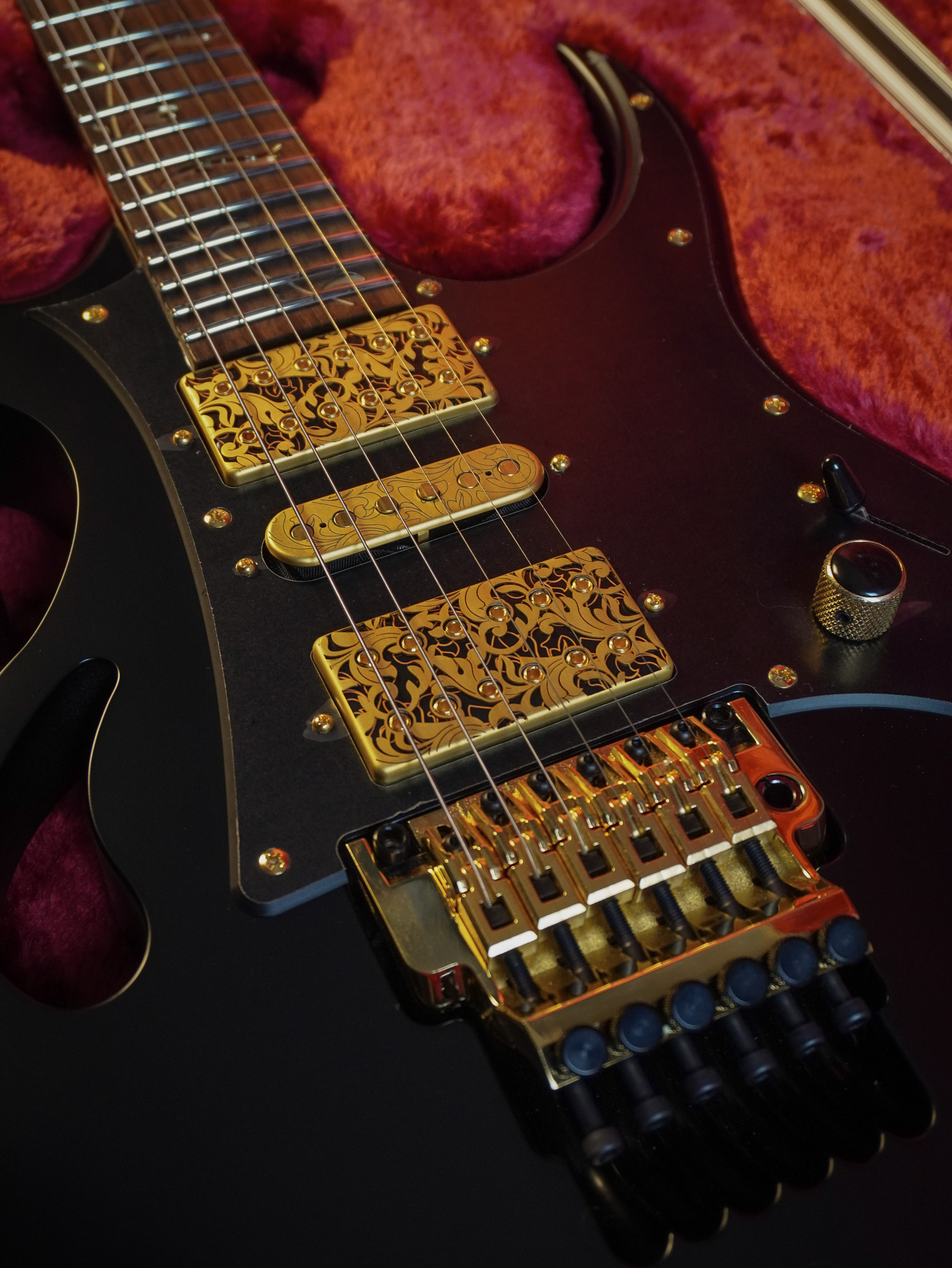 Guitarra Ibanez Pia3761-xb Prestige - Steve Vai Signature - Crunch Music