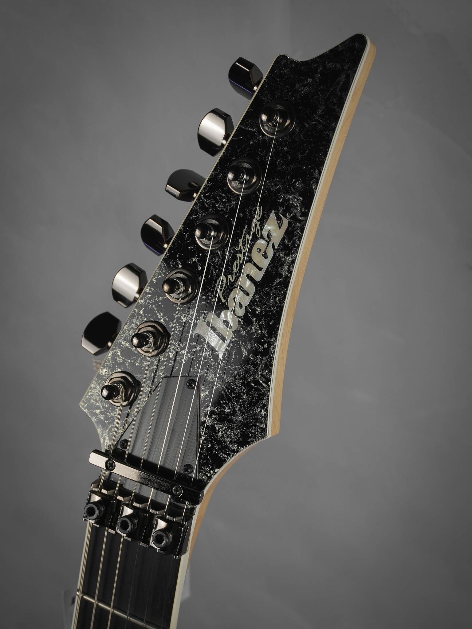 Guitarra Ibanez Prestige Rg5320-CSW - Crunch Music