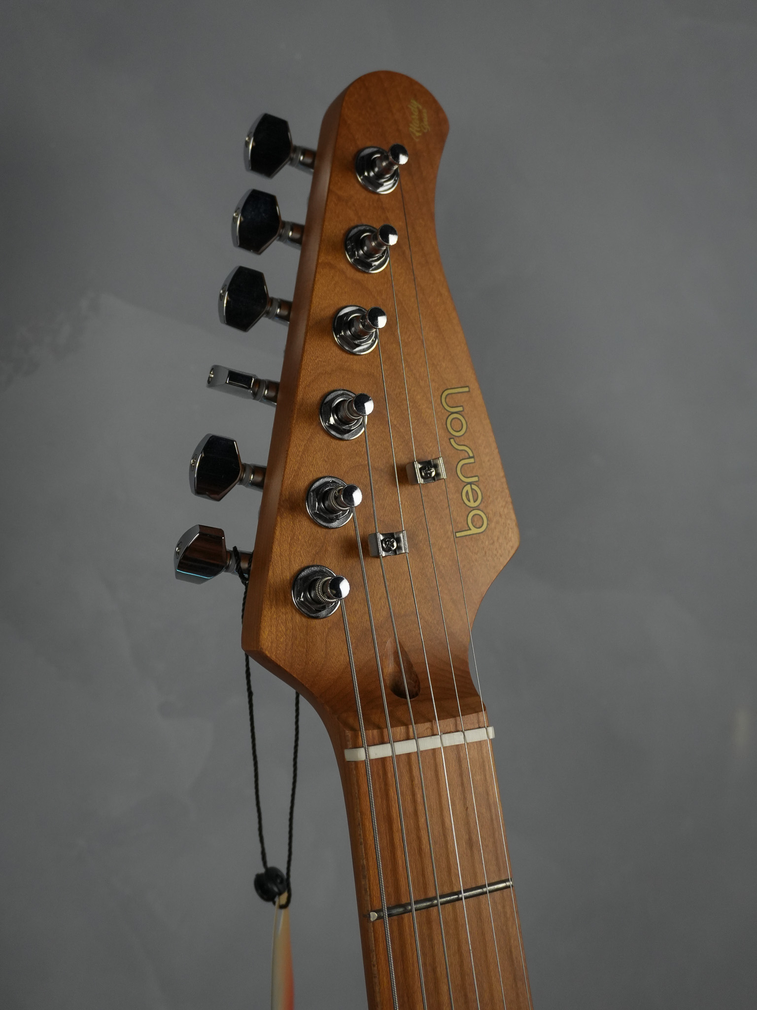 Guitarra Benson Hardy Modern M BLB/WP Black Light Blue - Crunch Music