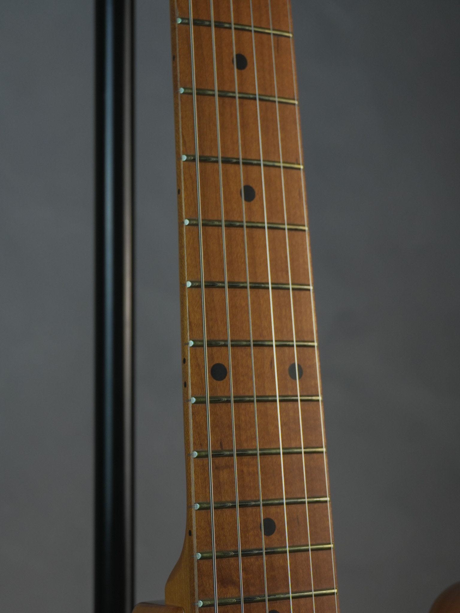 Guitarra Benson Hardy T 904 M Nt/bk Chrome - Gold - Crunch Music