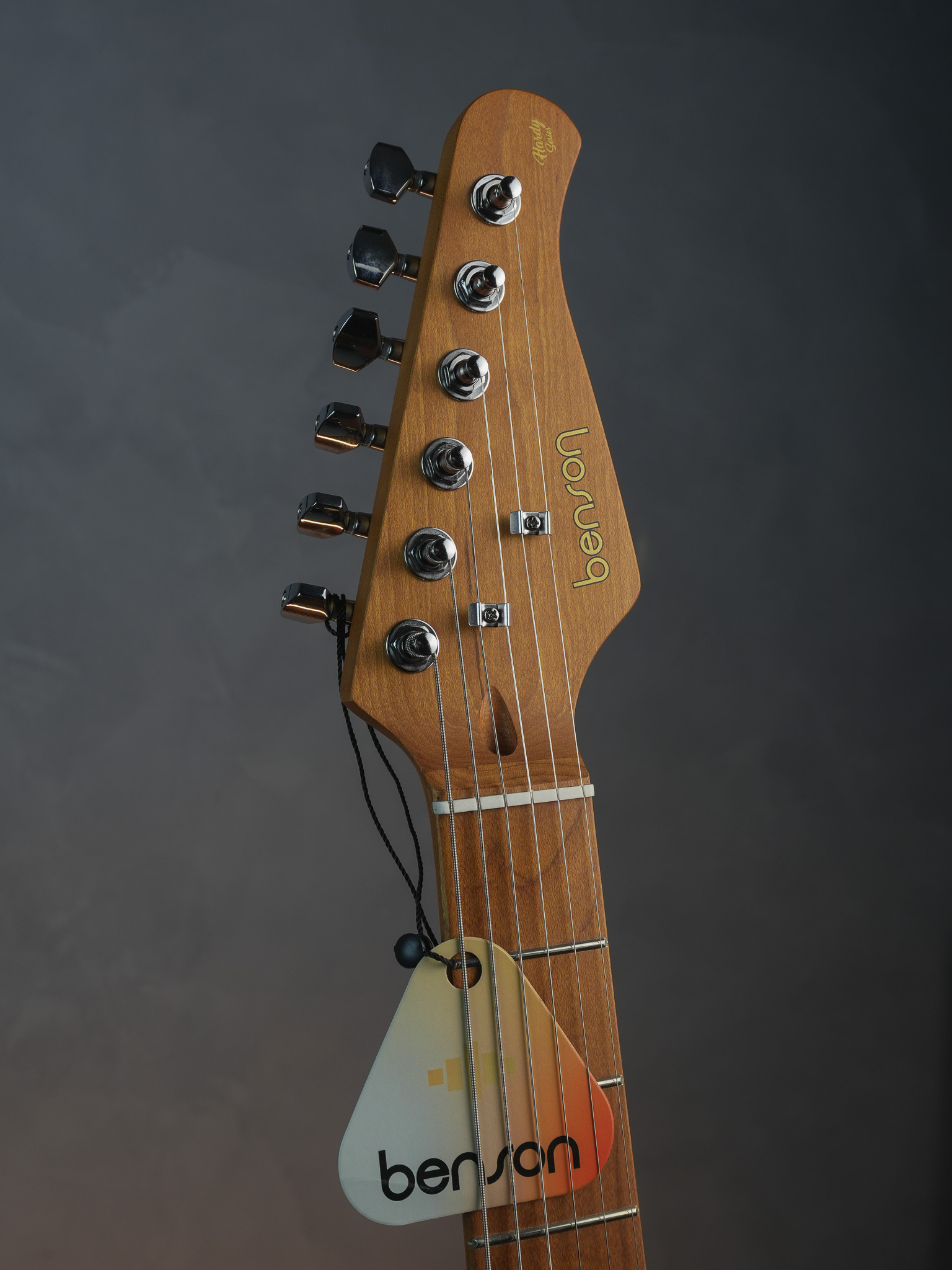 Guitarra Benson Hardy S 901 M Ow/bk Chrome - Crunch Music