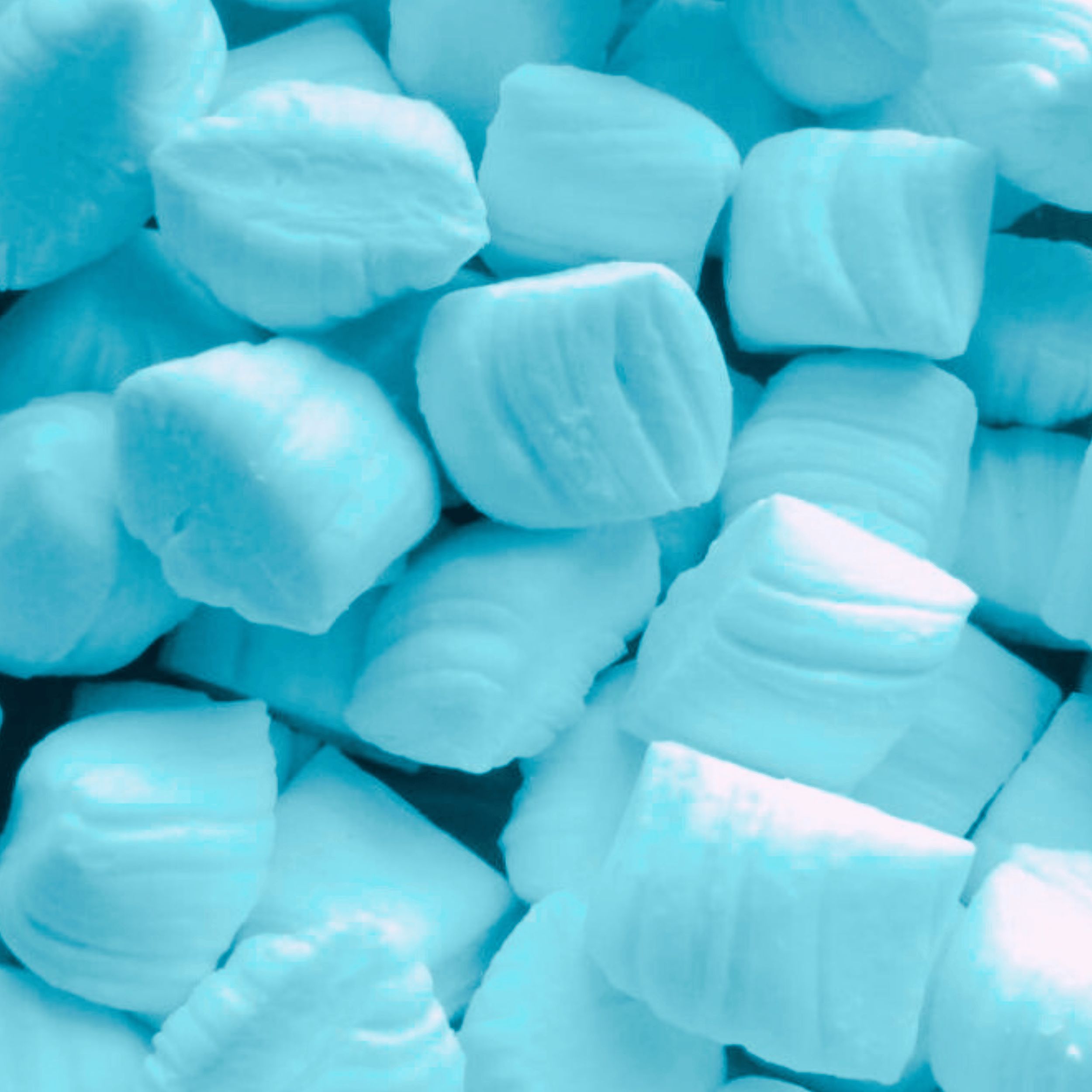 Bala de Coco Azul 700g Benno | Mercadoce - Mercadoce - Doces ...