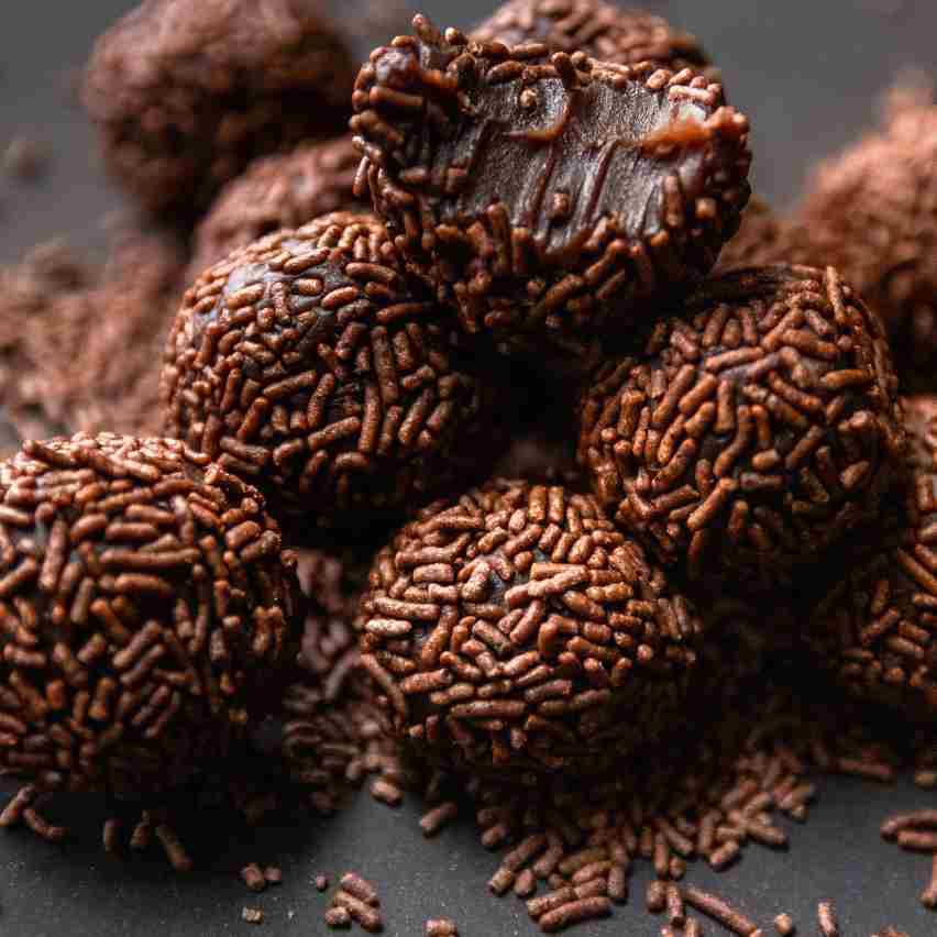 Confeito Granulado Original Chocolate 120g Dori - Mercadoce - Doces ...