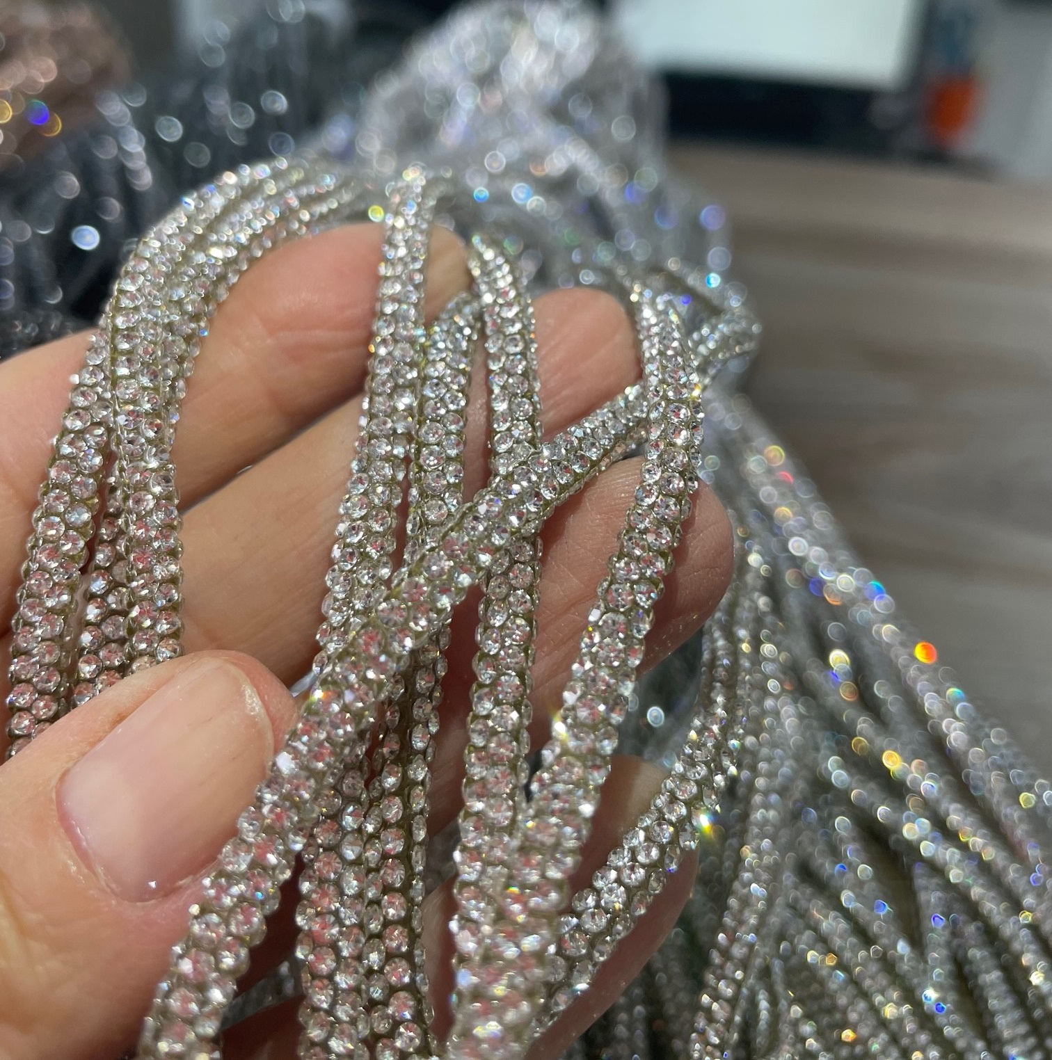 Cordão Roliço de Strass 4mm - Top 3 Aviamentos