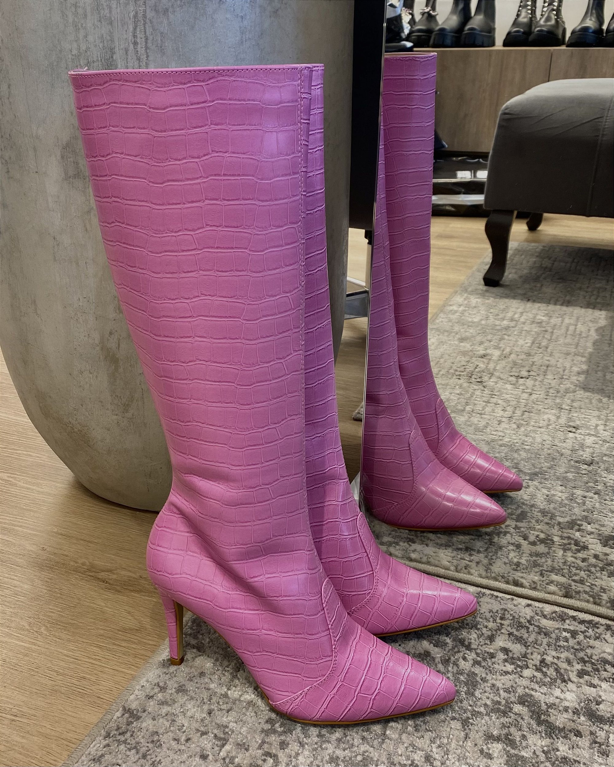 Bota Rosa Cano Alto Salto Fino Vilma - Evidence Acessórios