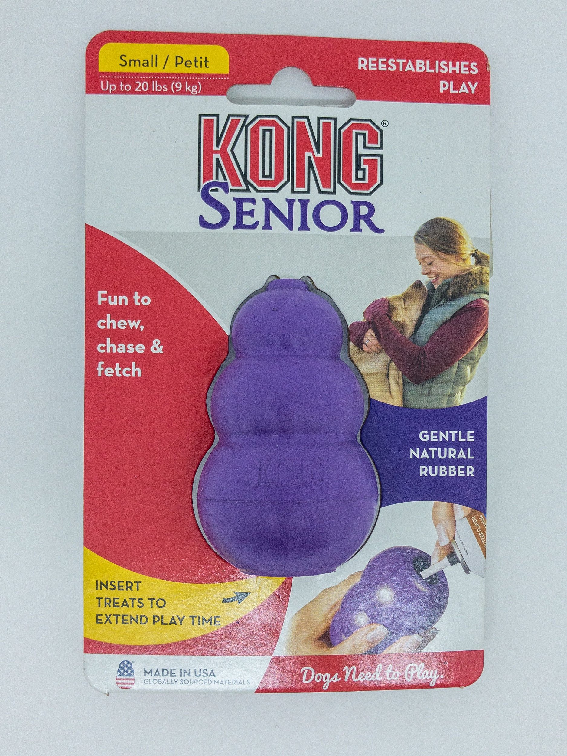 KONG Senior - Pet in Action
