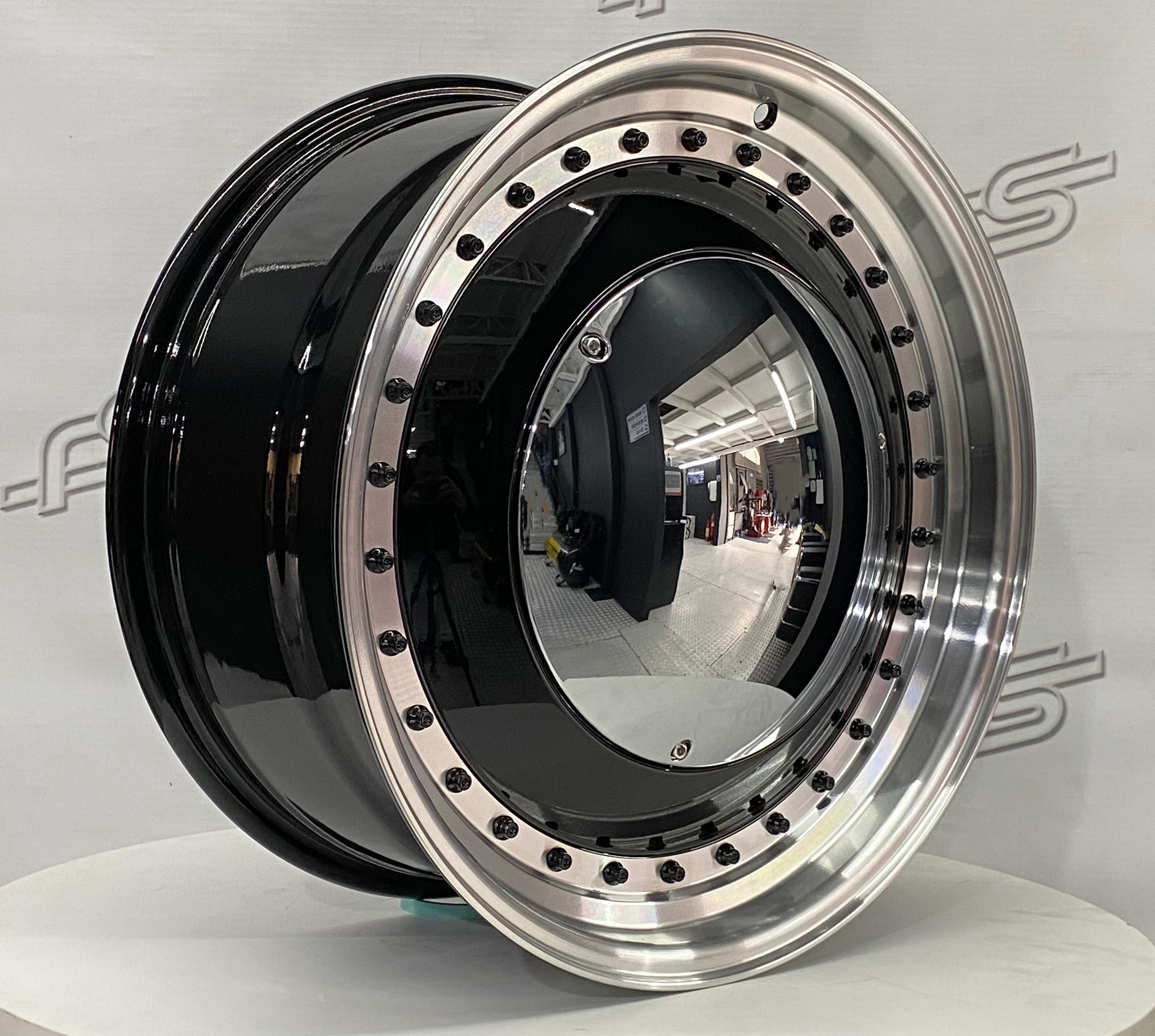 Jogo de Roda Smoothie 3 Preto 4x108/114 - 17x7,5 Offset 30 - Rally Som ...