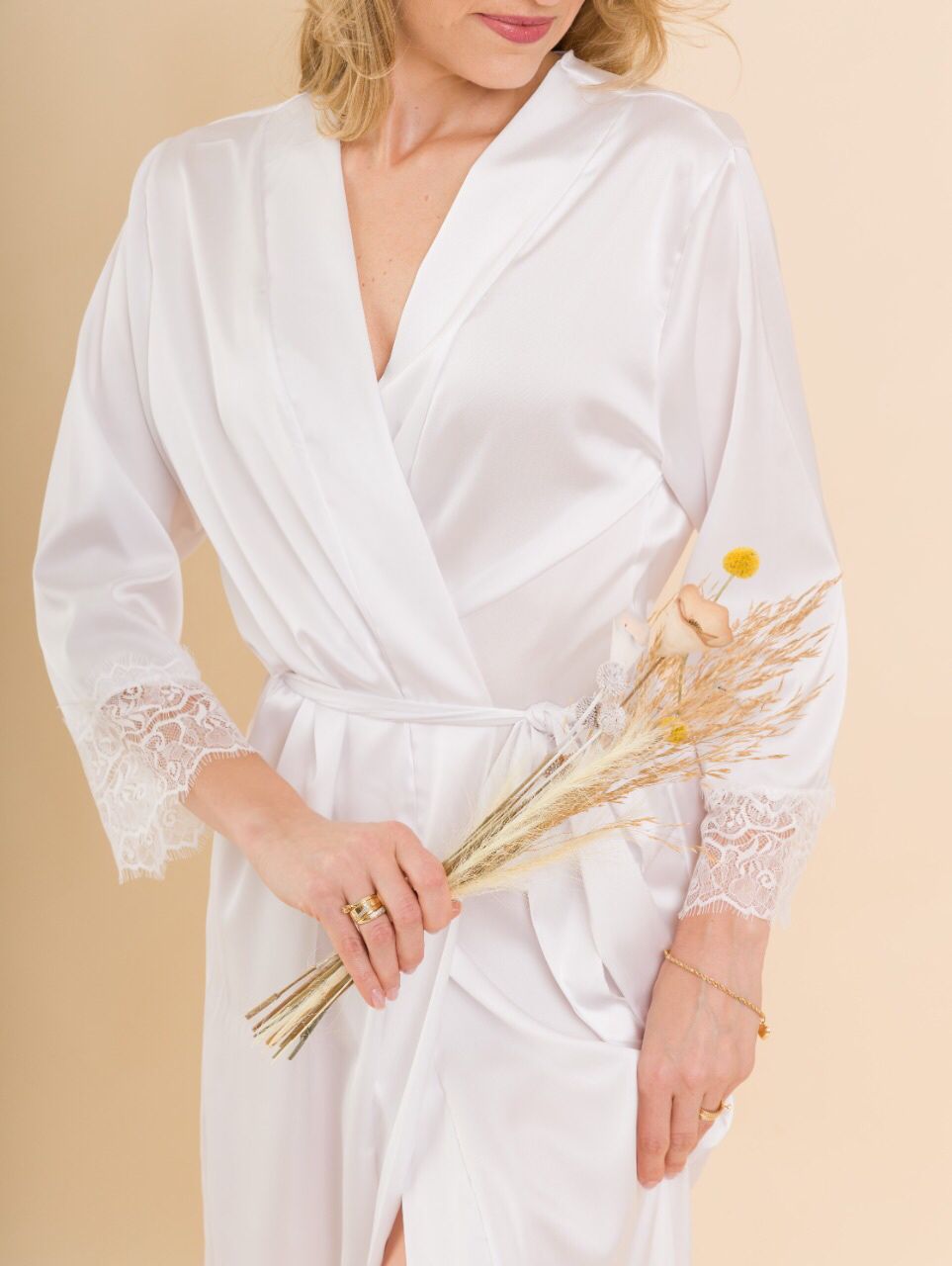 Robe de noiva longo com detalhe de renda - Robe para Noivas - Robes ...