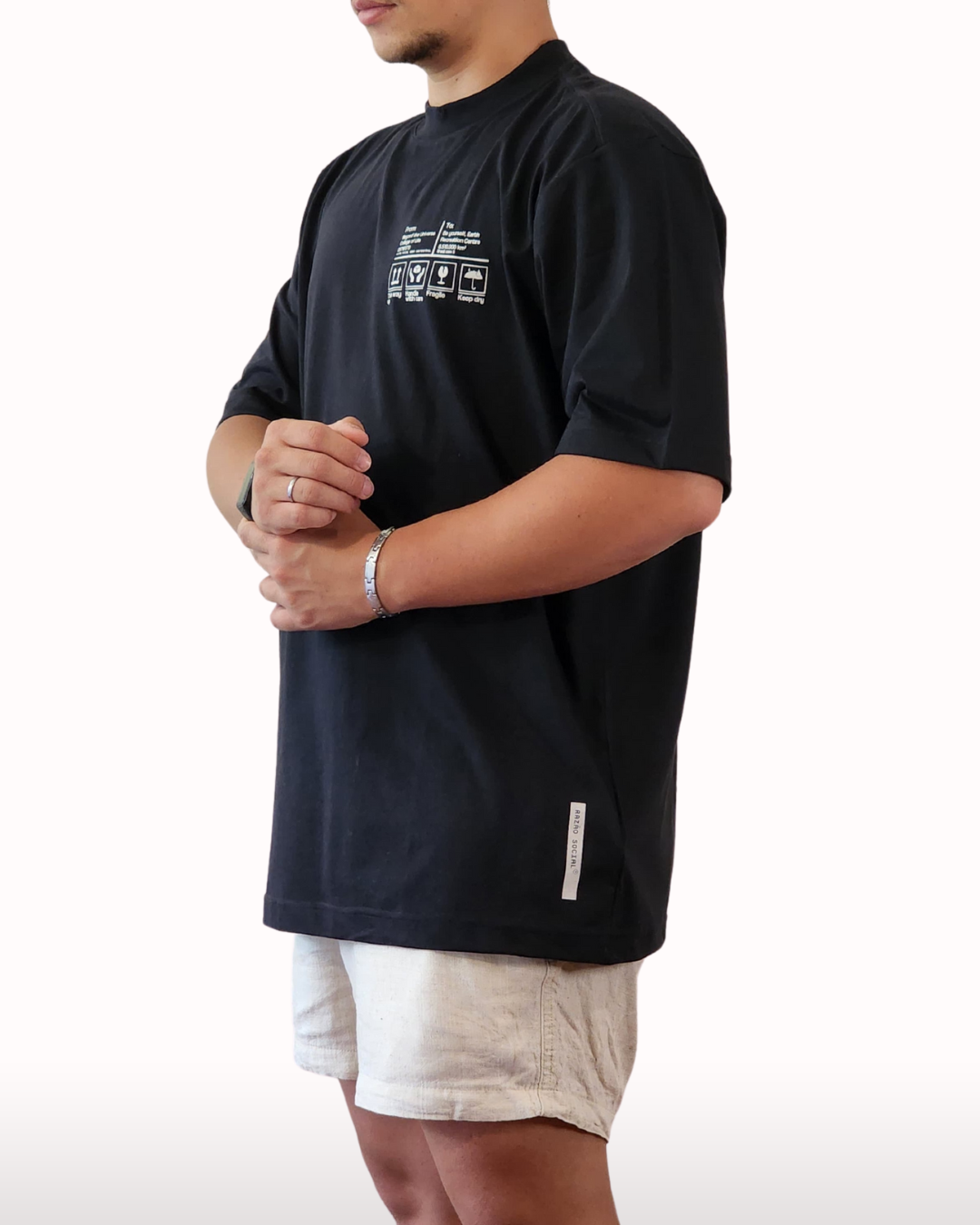 Camiseta Oversized Human Being Preto - Razão Social Moda Sustentável