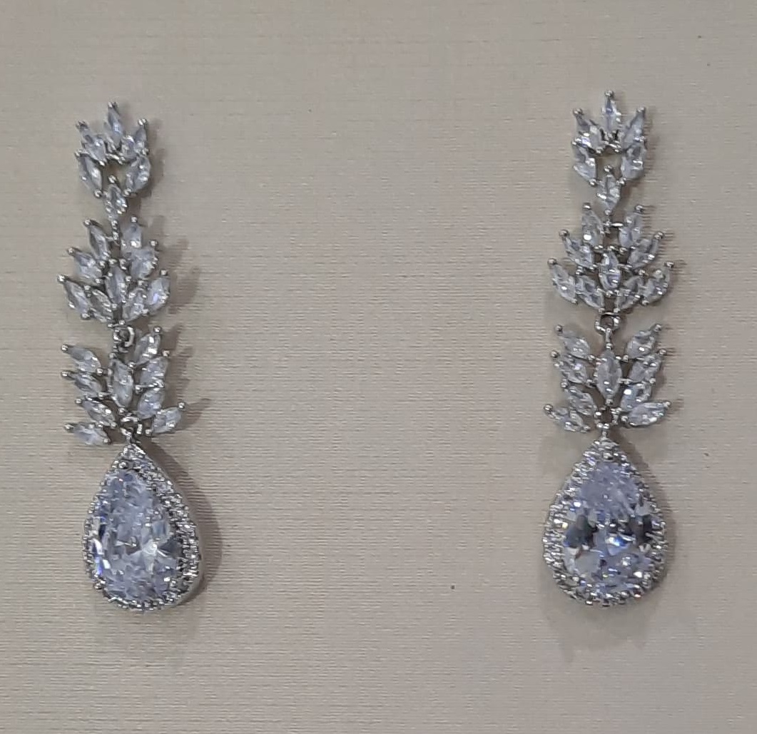 BRINCO DE ZIRCONIA - JG acessórios para noiva - tiaras - brincos ...