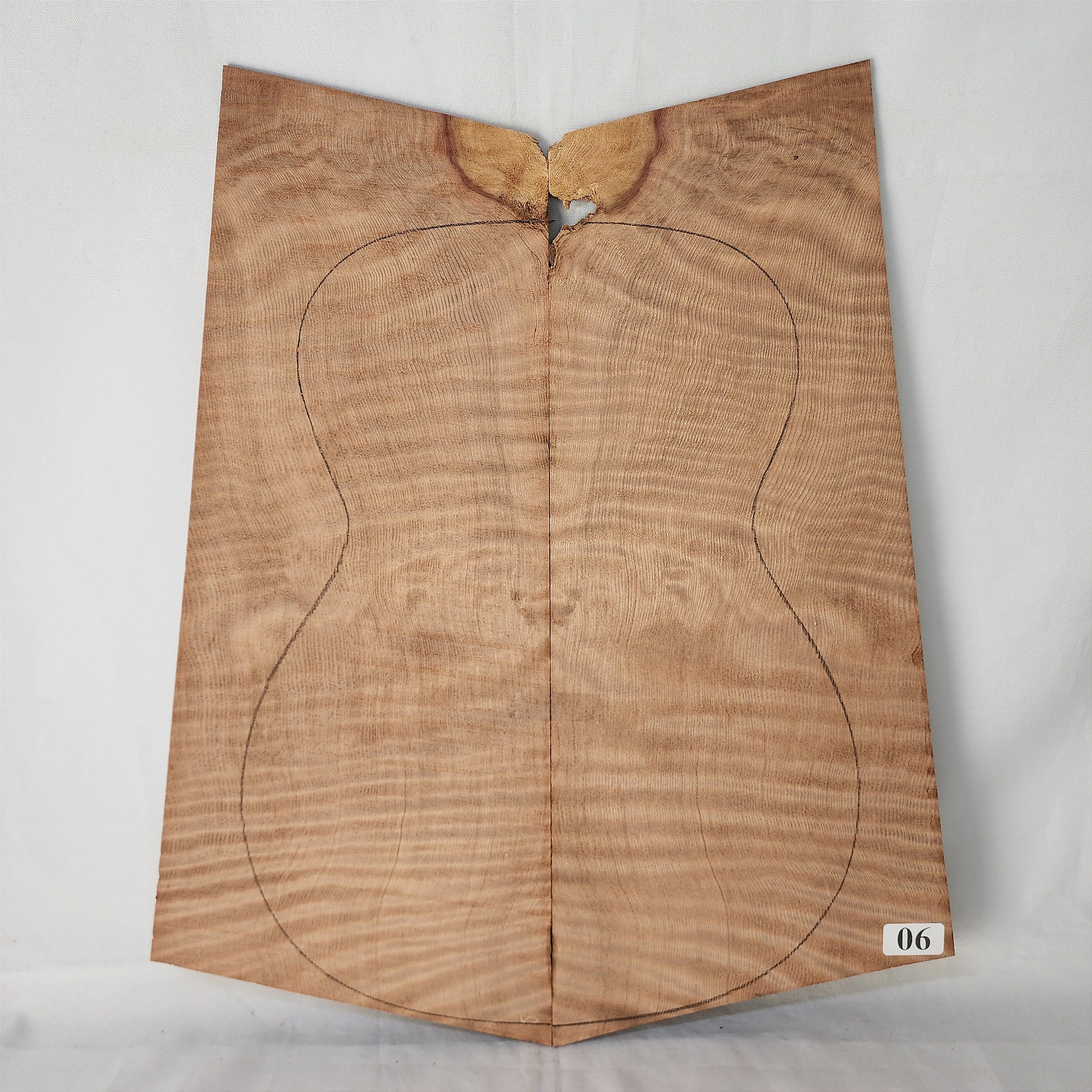 TAMPO CURLY FLAMED REDWOOD (SEQUOIA) VIOLAO / OM / FOLK - Luthier Planet