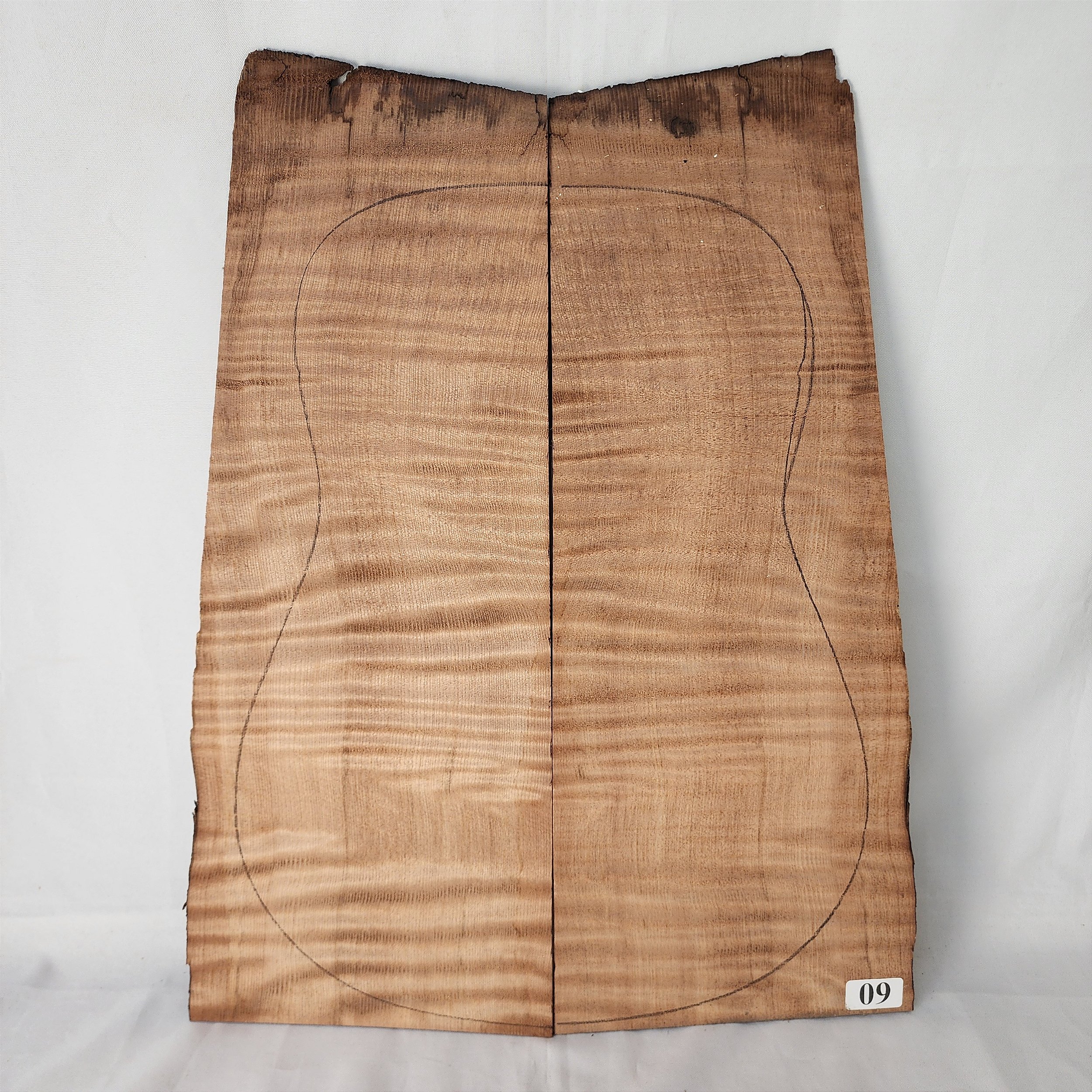 TAMPO CURLY FLAMED REDWOOD (SEQUOIA) VIOLAO / OM / FOLK - Luthier Planet