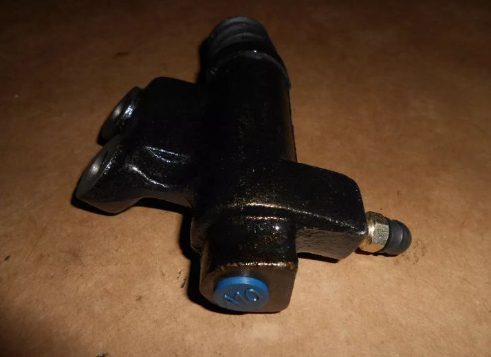 Cilindro Auxiliar De Embreagem Mitsubishi Pajero 98/... Novo - ED ...