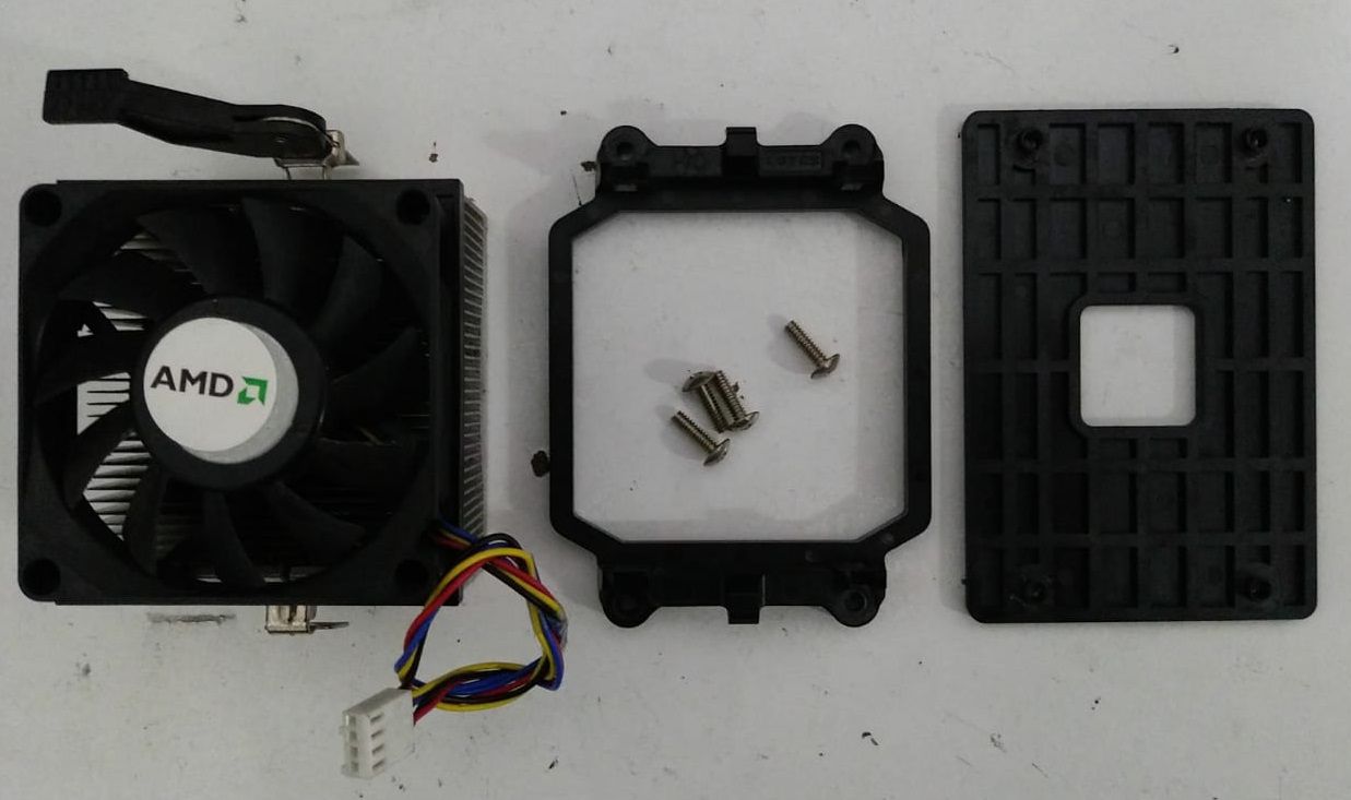 Cooler Master Amd para Pcs com Placa mãe Sockets Am2/Am3 (4 Furos) - RIKATECH