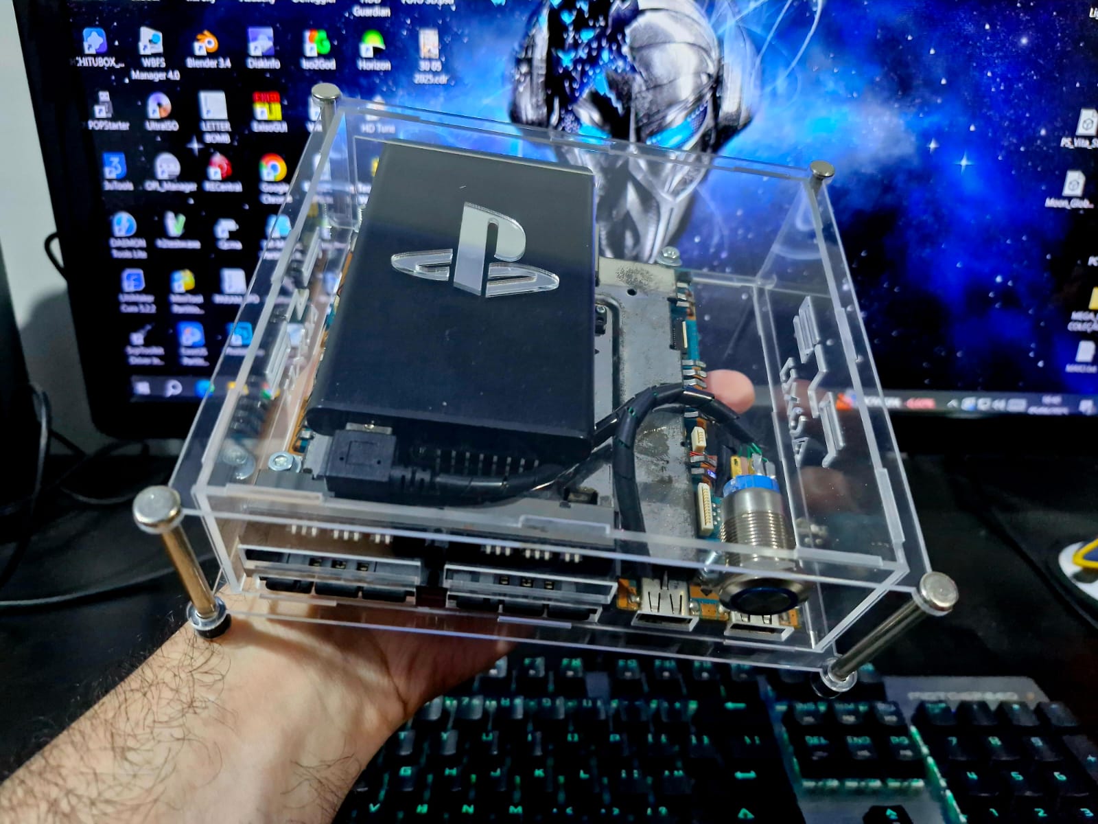 PS2 MINI TUNADO ACRÍLICO - Alucinatus Games