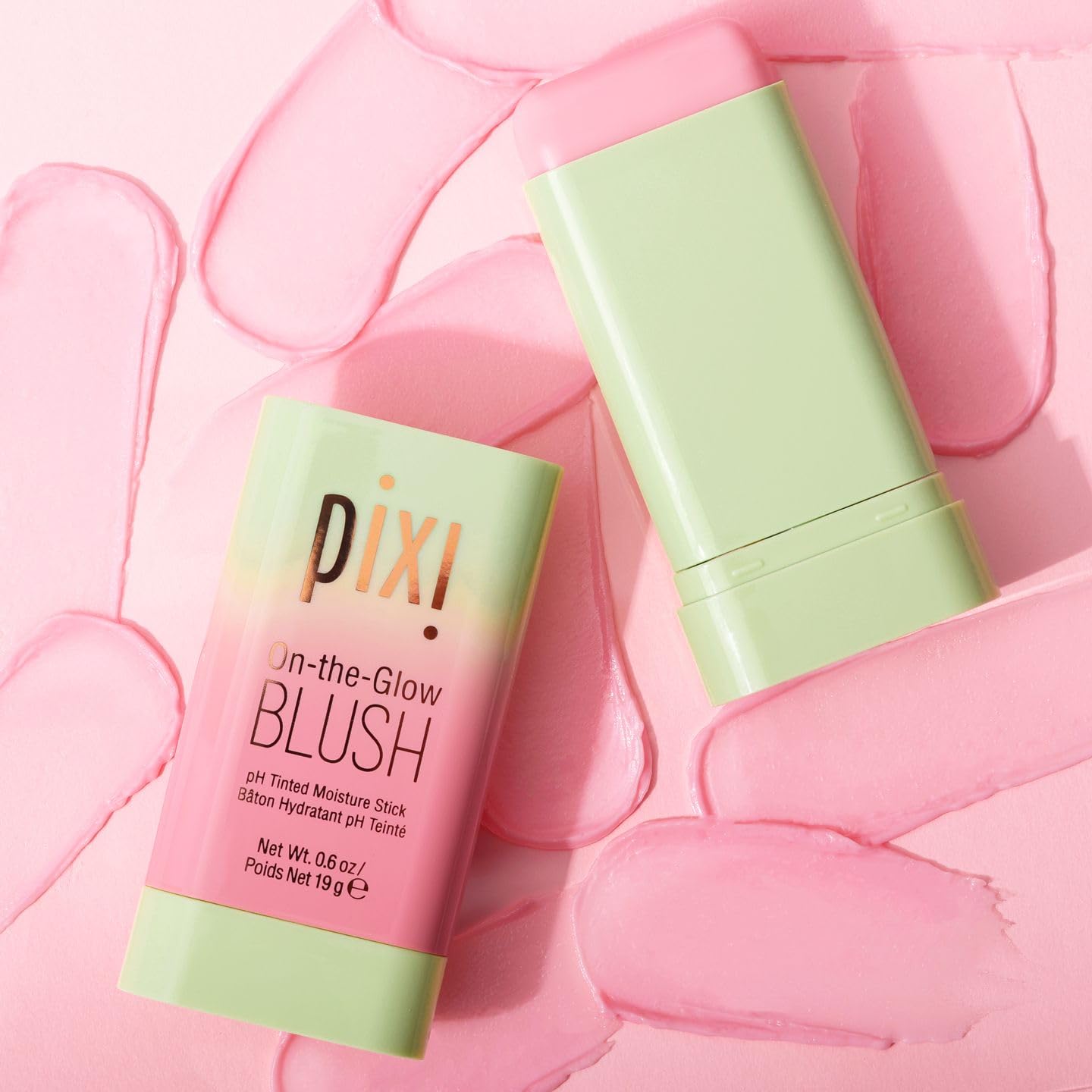 Blush Stick Hidratante, On‑the‑Glow Blush, CheekTone, Pixi - MAGAM