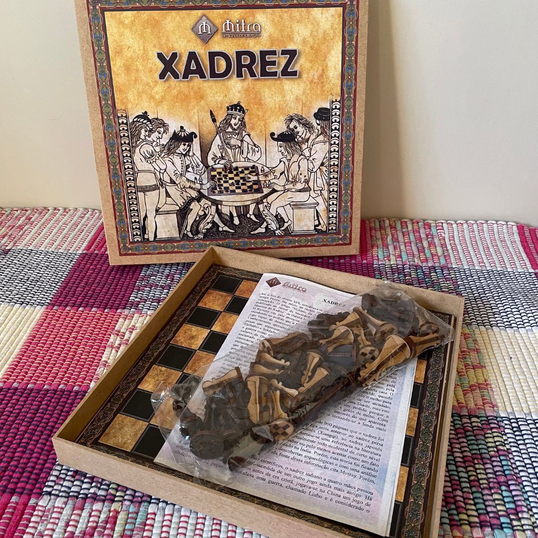 Jogo de Tabuleiro - Jogo Mini Xadrez - Ioiô de Pano Brinquedos Educativos