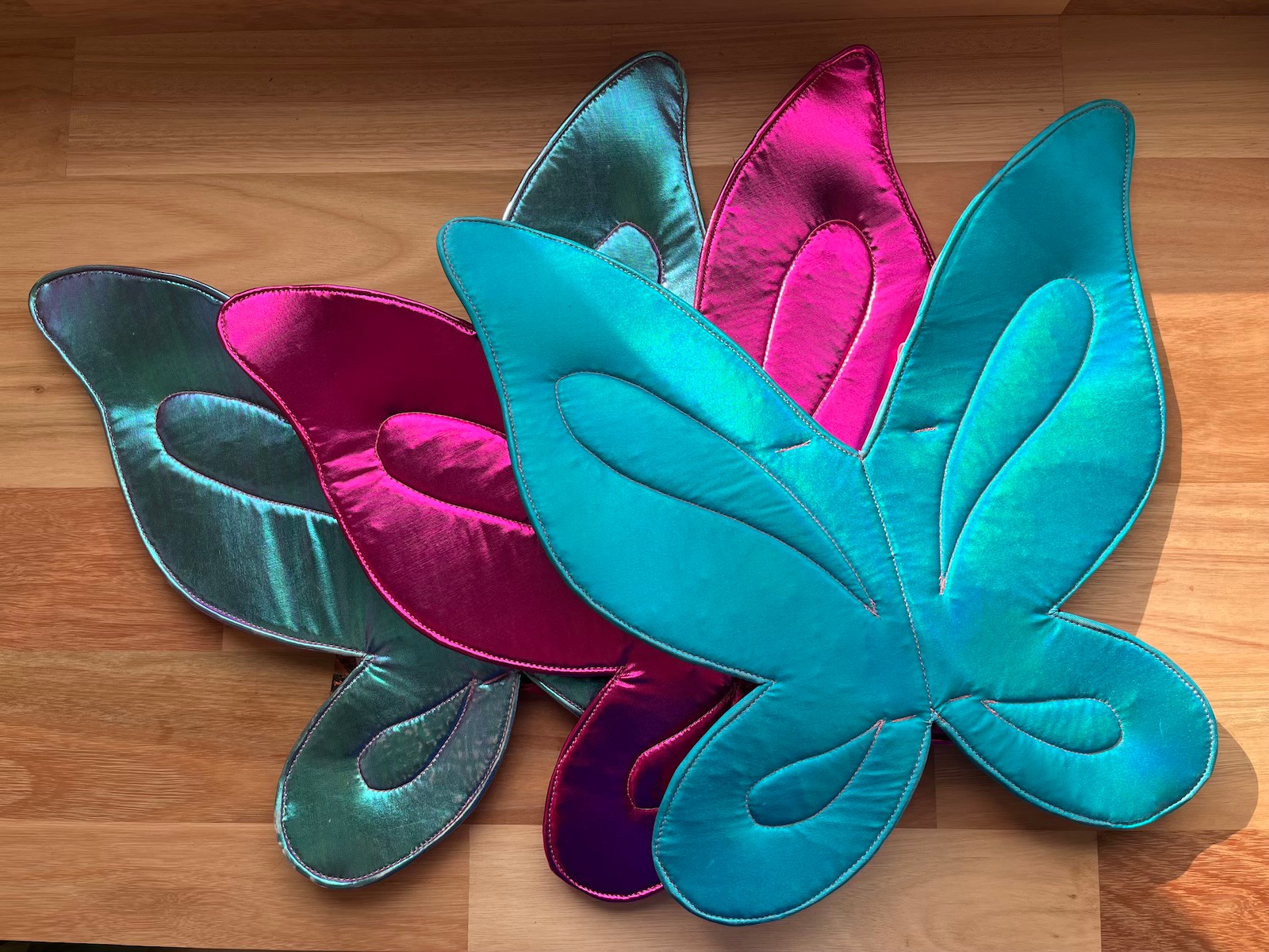 Asa Fada Borboleta Rosa - Fantasia Infantil - Ioiô de Pano Brinquedos ...